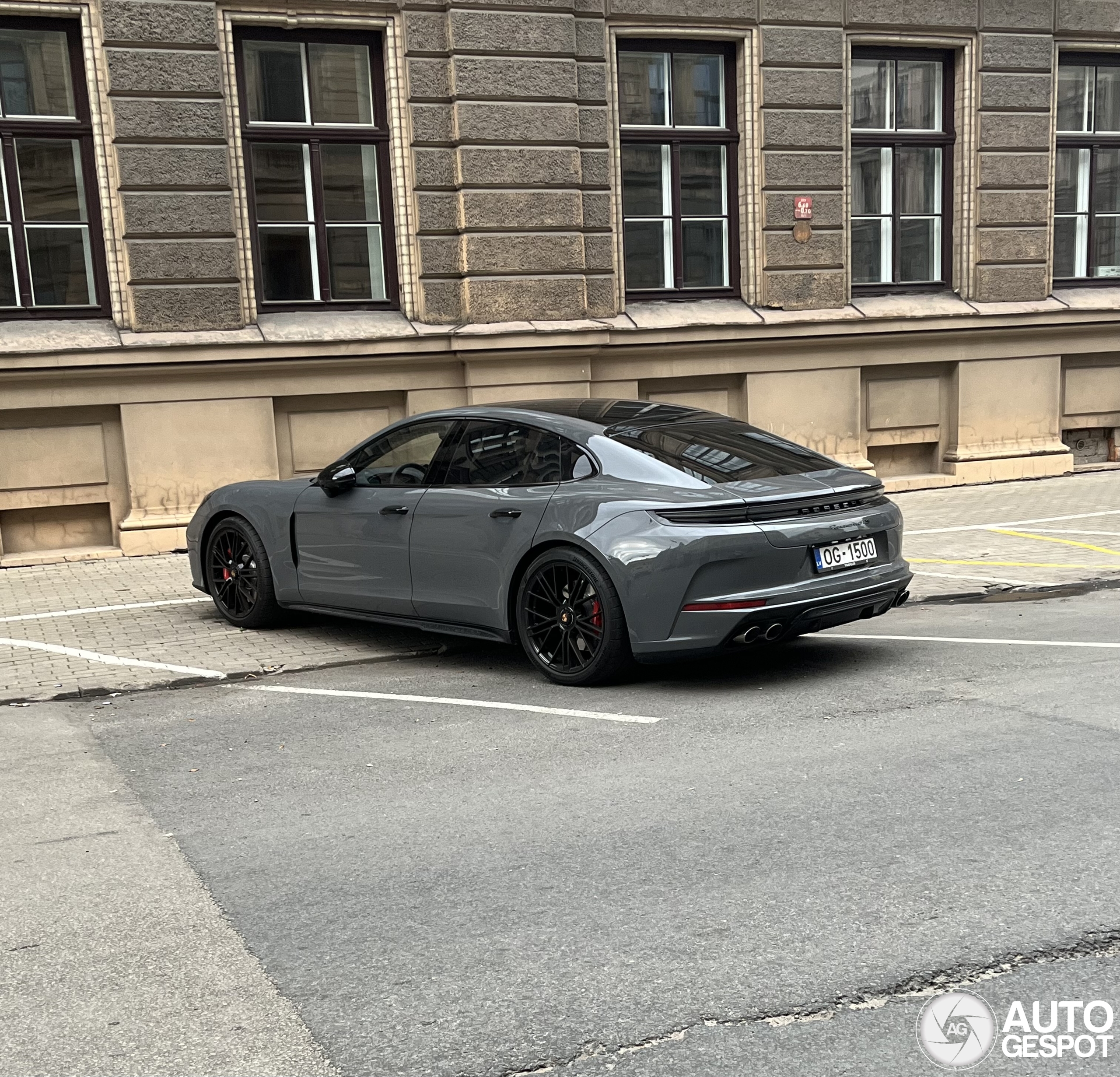 Porsche 972 Panamera GTS MkI - 28 September 2025 - Autogespot