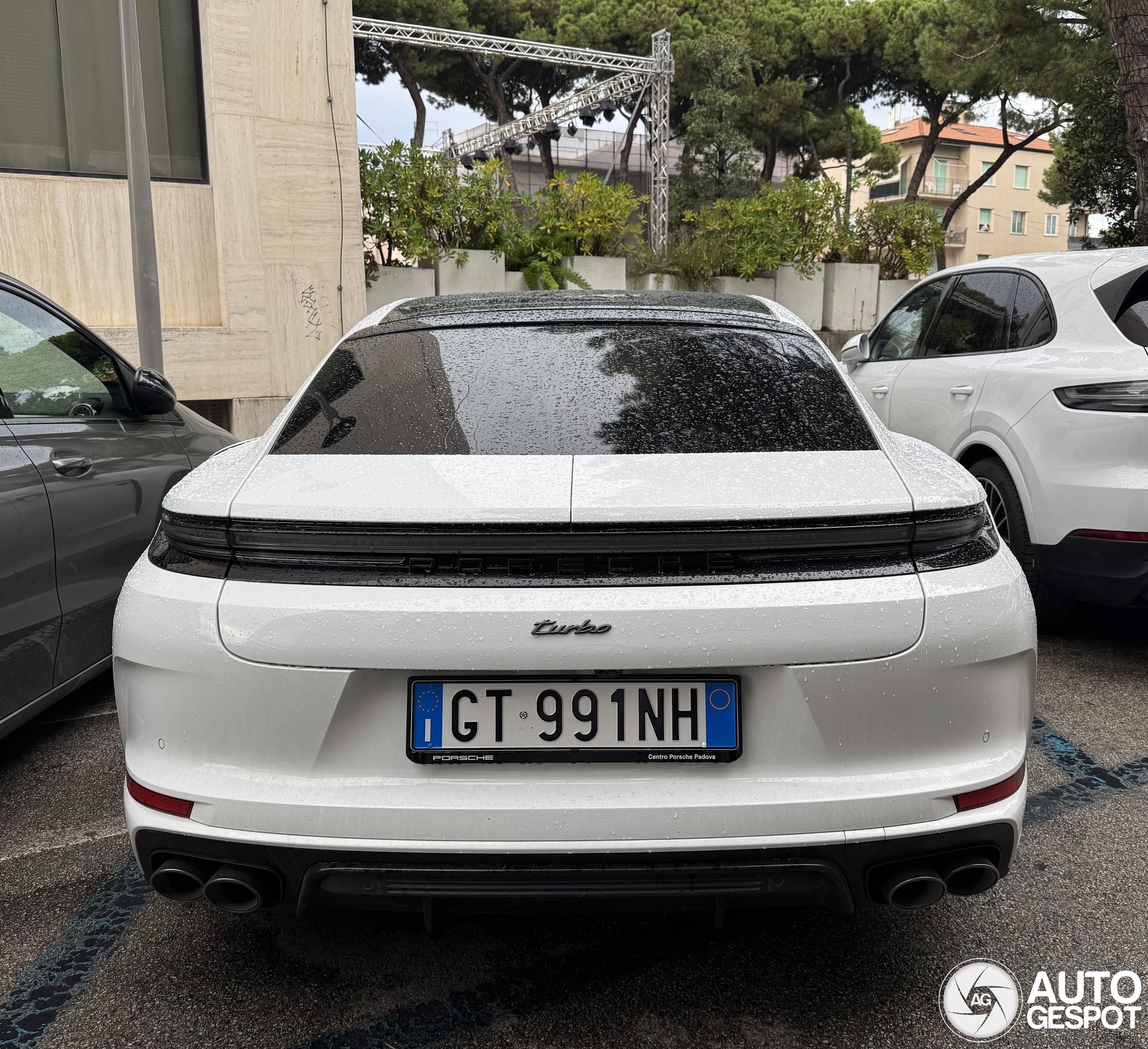 Porsche 972 Panamera Turbo E-Hybrid - 28 September 2025 - Autogespot