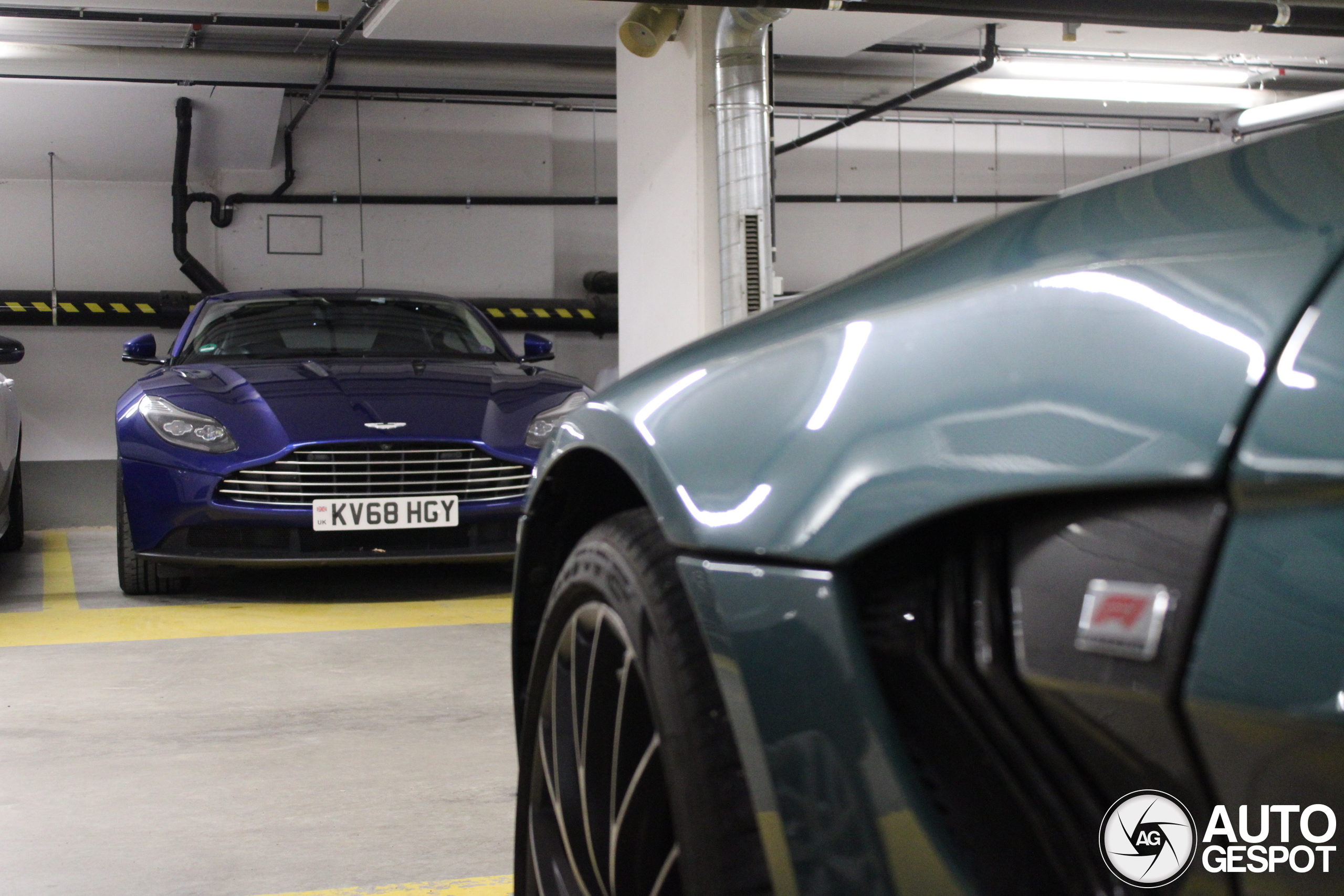 Aston Martin V8 Vantage Formula 1 Edition - 29 September 2025 - Autogespot