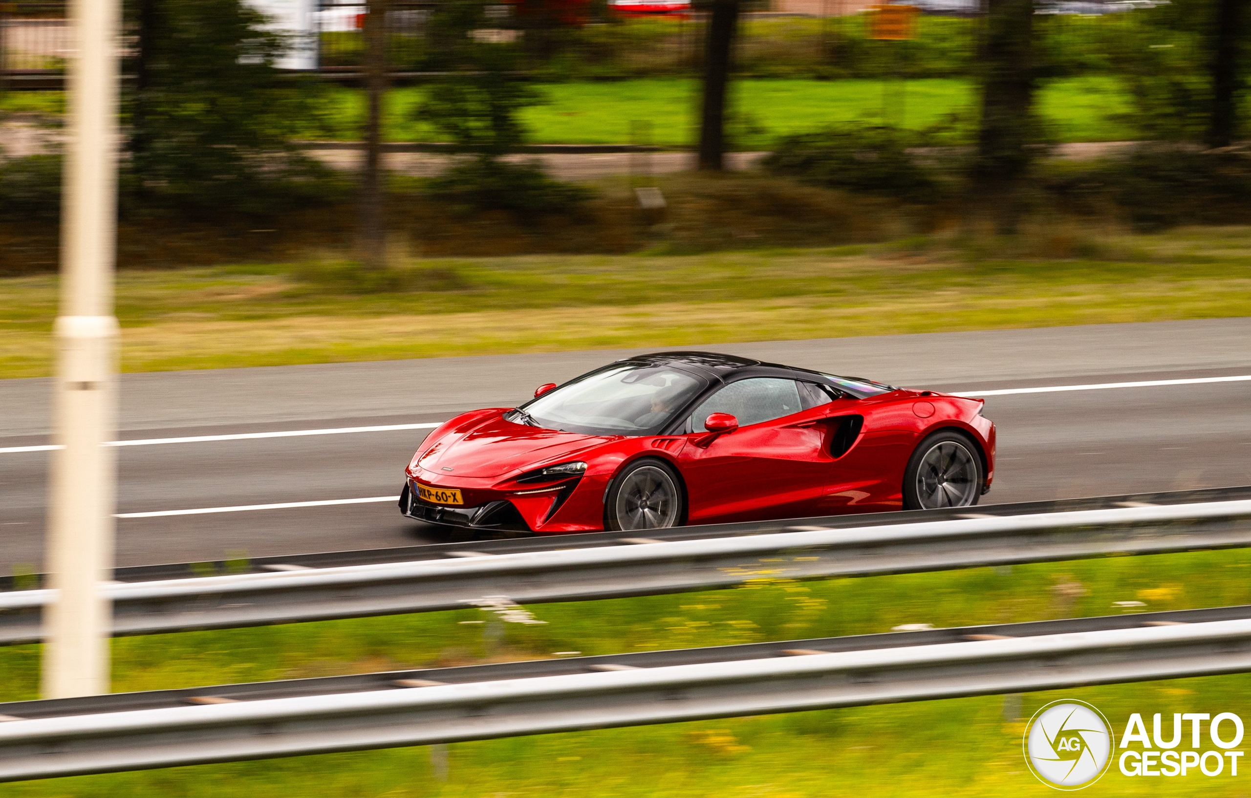 McLaren Artura Spider - 29 September 2025 - Autogespot