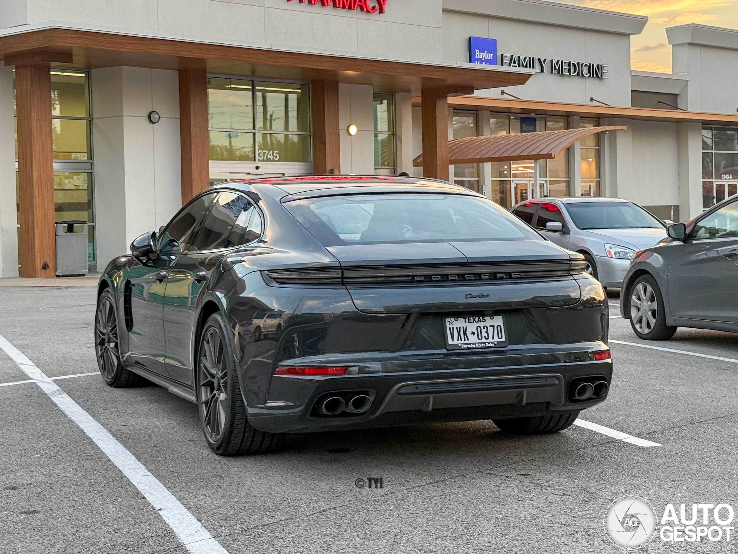 Porsche 972 Panamera Turbo E-Hybrid - 01 October 2025 - Autogespot