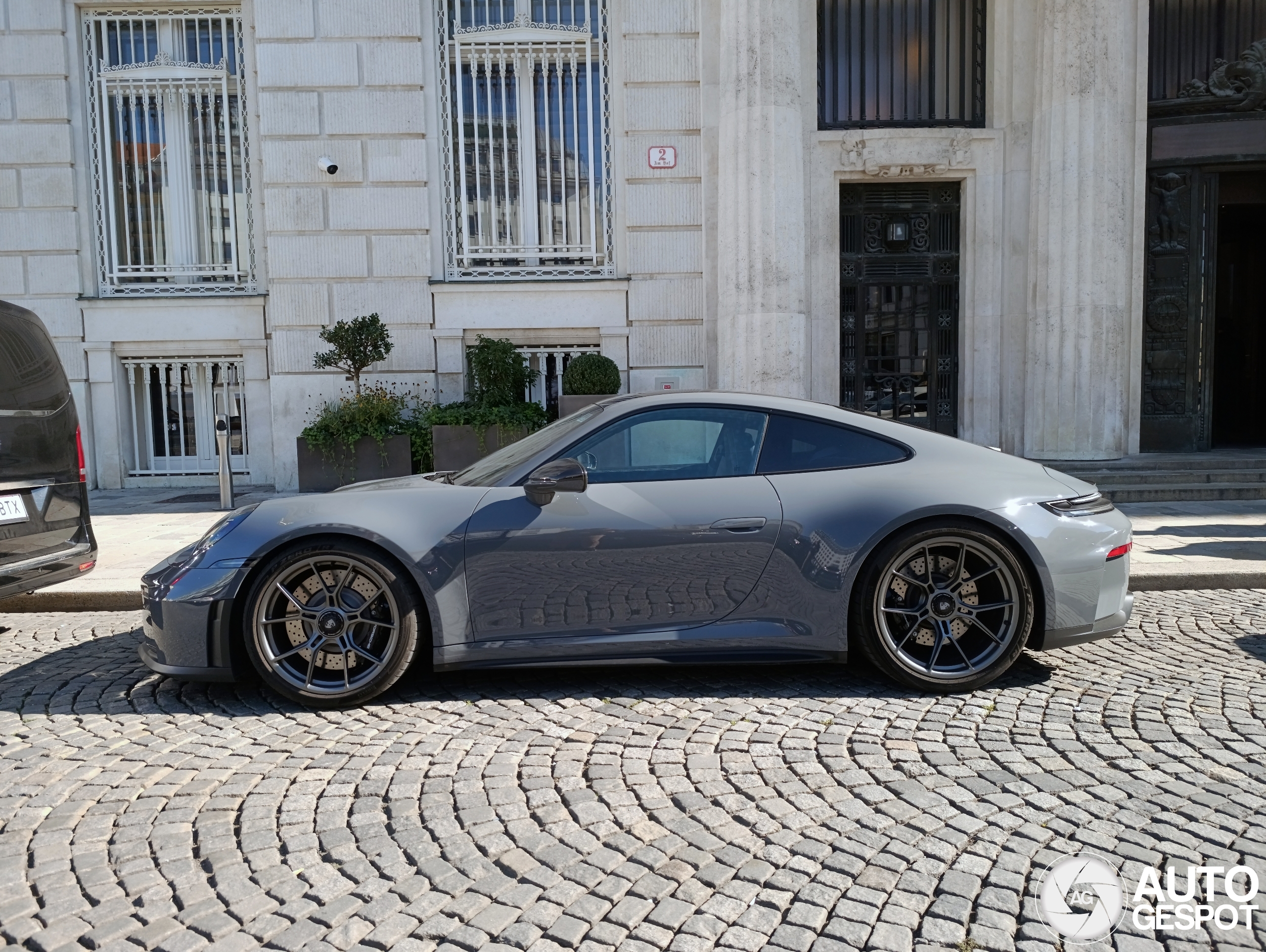 Porsche 992 GT3 Touring MkII - 03 October 2025 - Autogespot