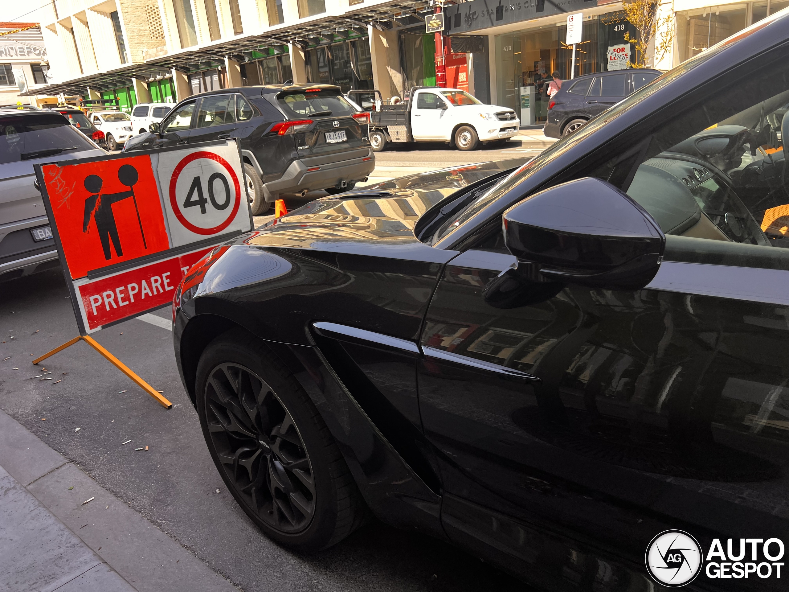 Aston Martin DBX - 04 October 2025 - Autogespot