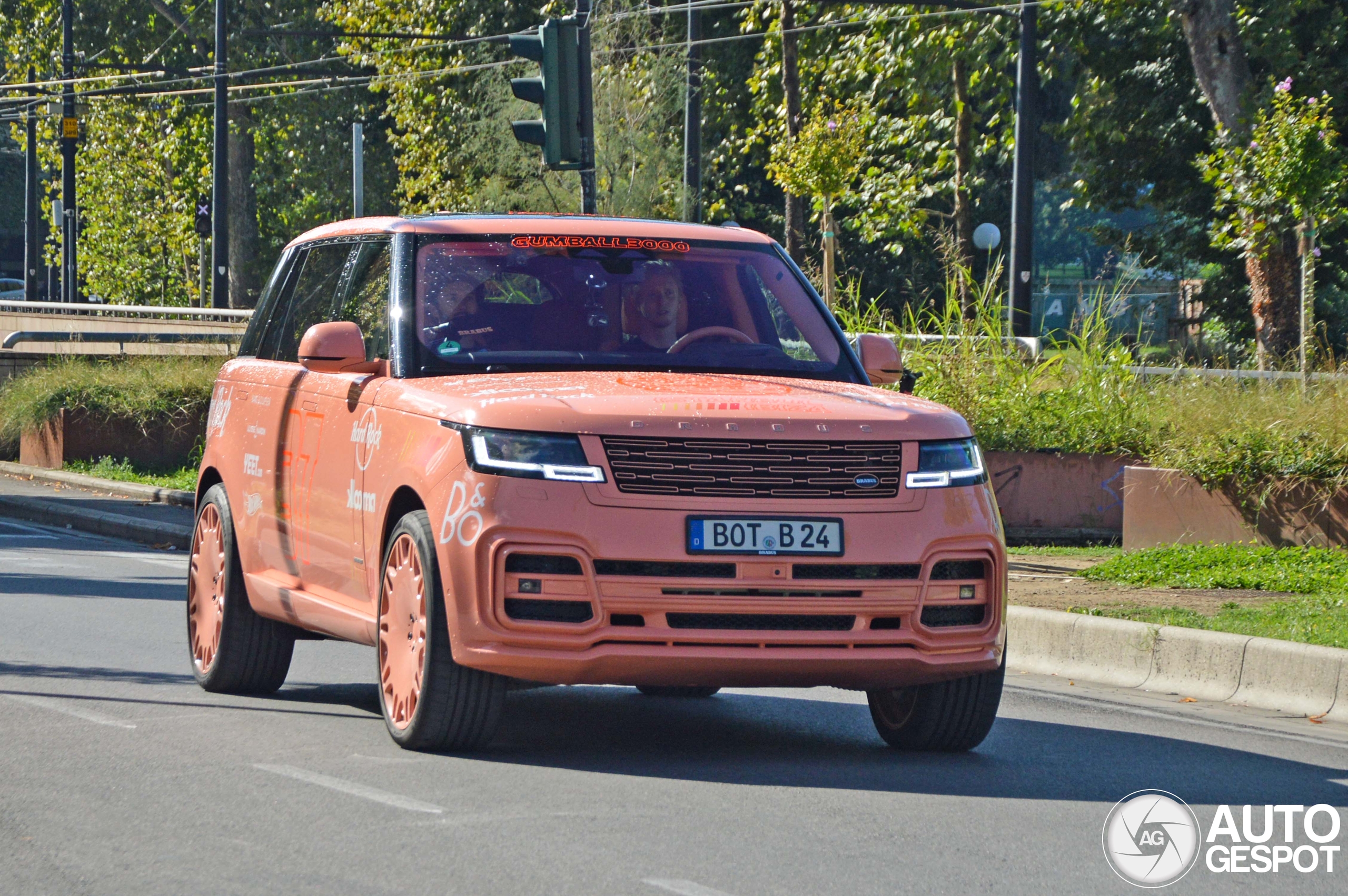 Land Rover Range Rover P530 Brabus 600 Peetch - 05 October 2025 ...