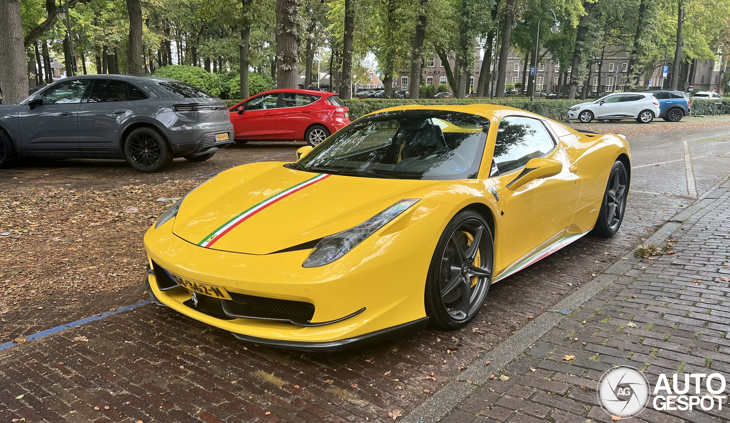 Ferrari 458 Spider - 06 October 2025 - Autogespot