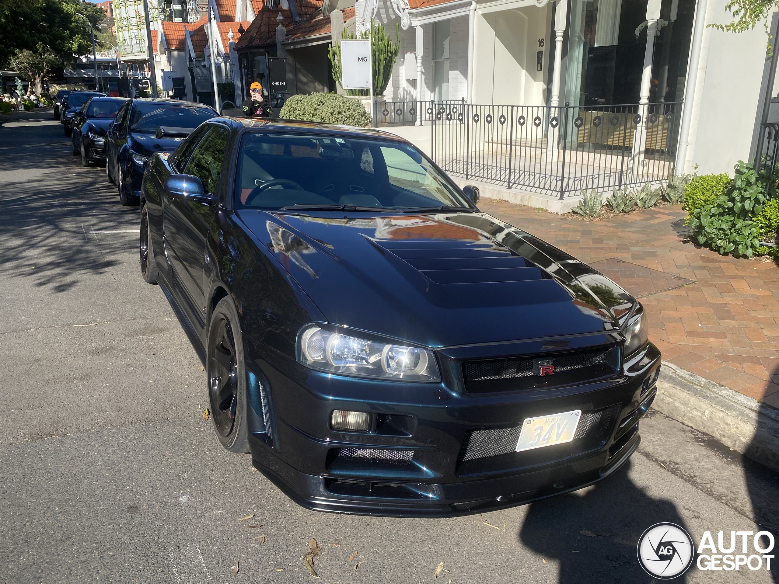 Nissan Skyline R34 GT-R V-Spec Midnight Purple Pearl II Special Color ...