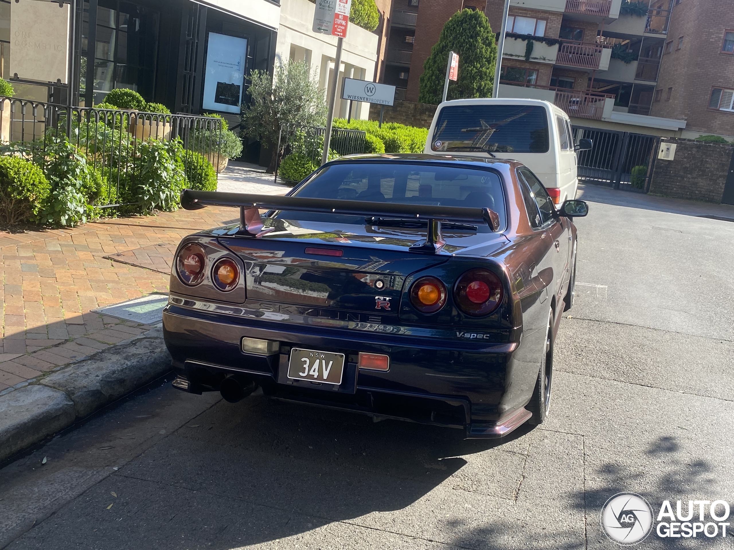 Nissan Skyline R34 GT-R V-Spec Midnight Purple Pearl II Special Color ...