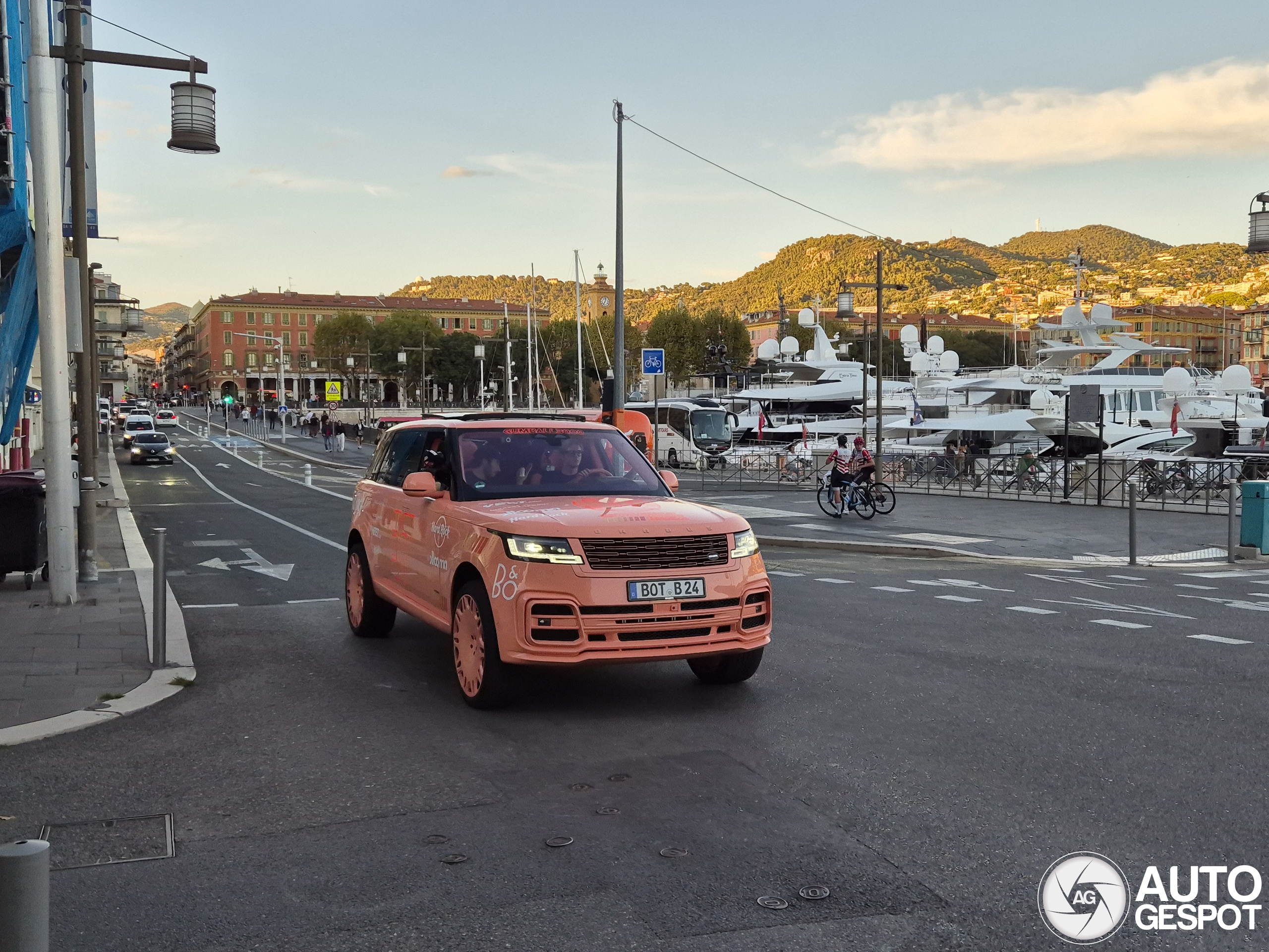 Land Rover Range Rover P530 Brabus 600 Peetch - 07 October 2025 ...