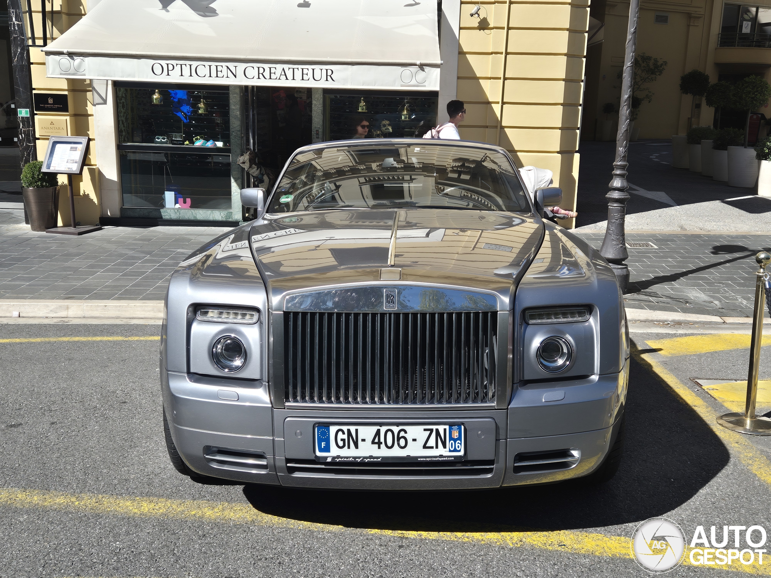 Rolls-Royce Phantom Drophead Coupé - 07 October 2025 - Autogespot