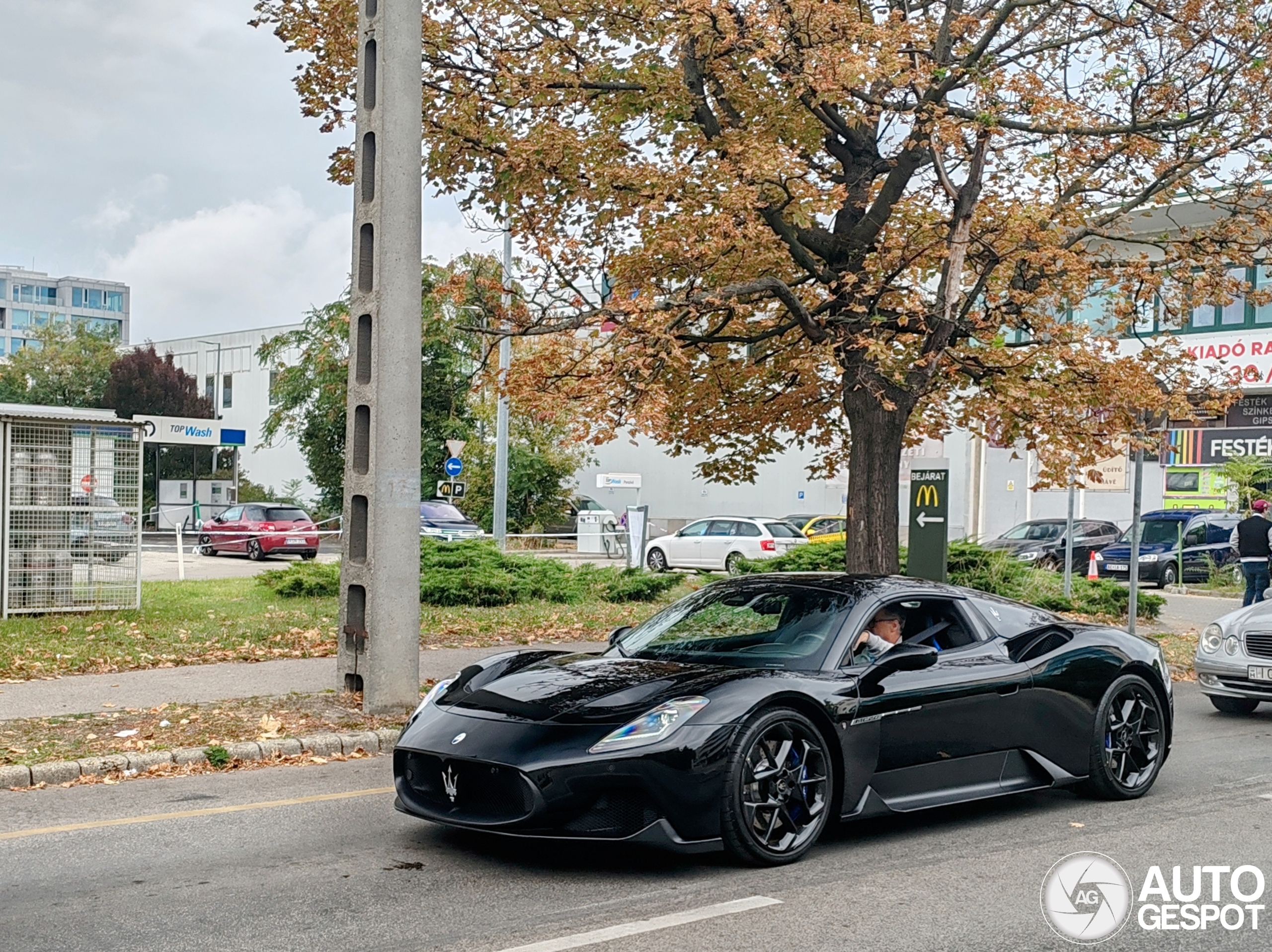 Maserati MC20 Cielo - 09 October 2025 - Autogespot