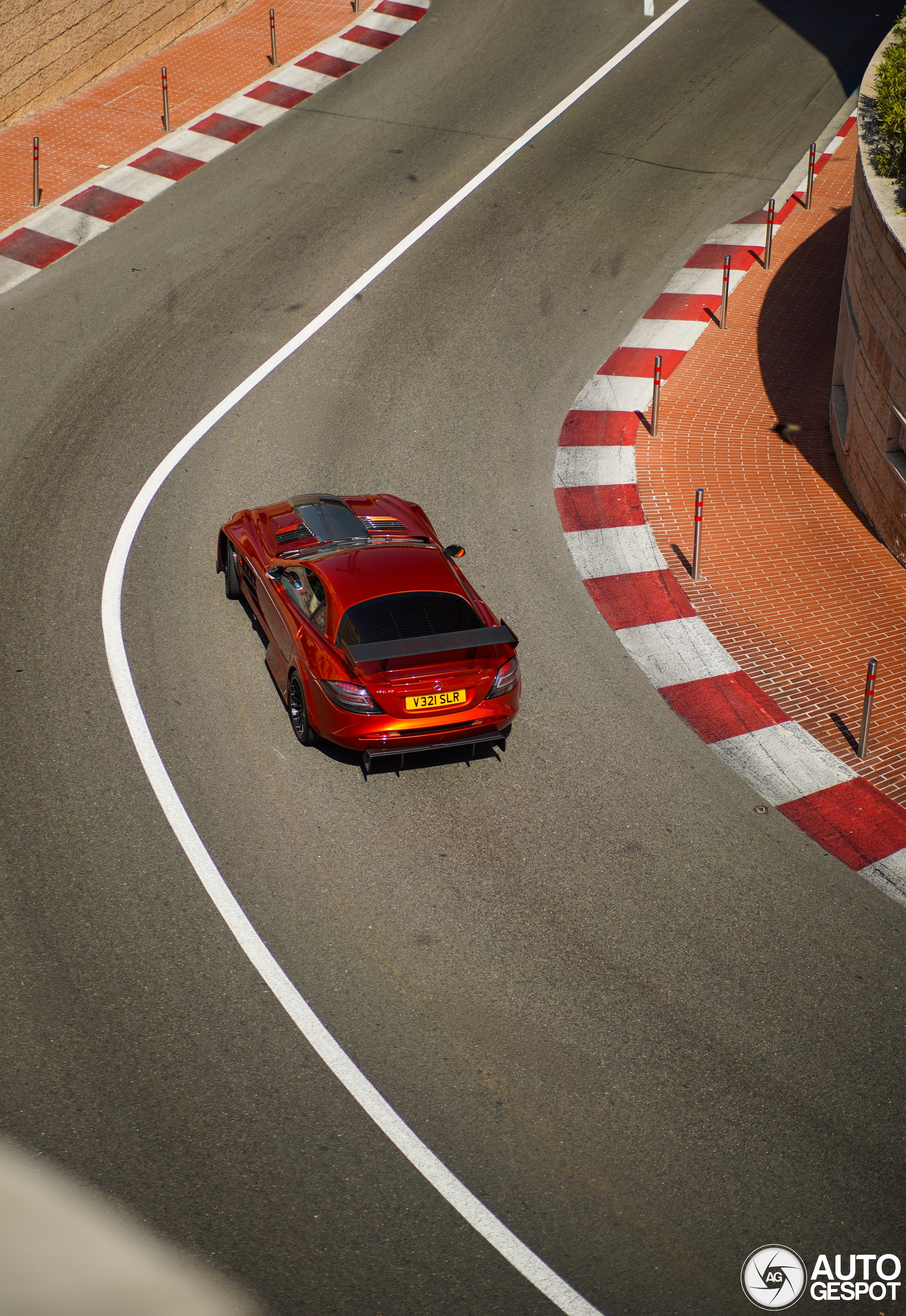 Mercedes-Benz SLR McLaren MSO HDK - 09 October 2025 - Autogespot