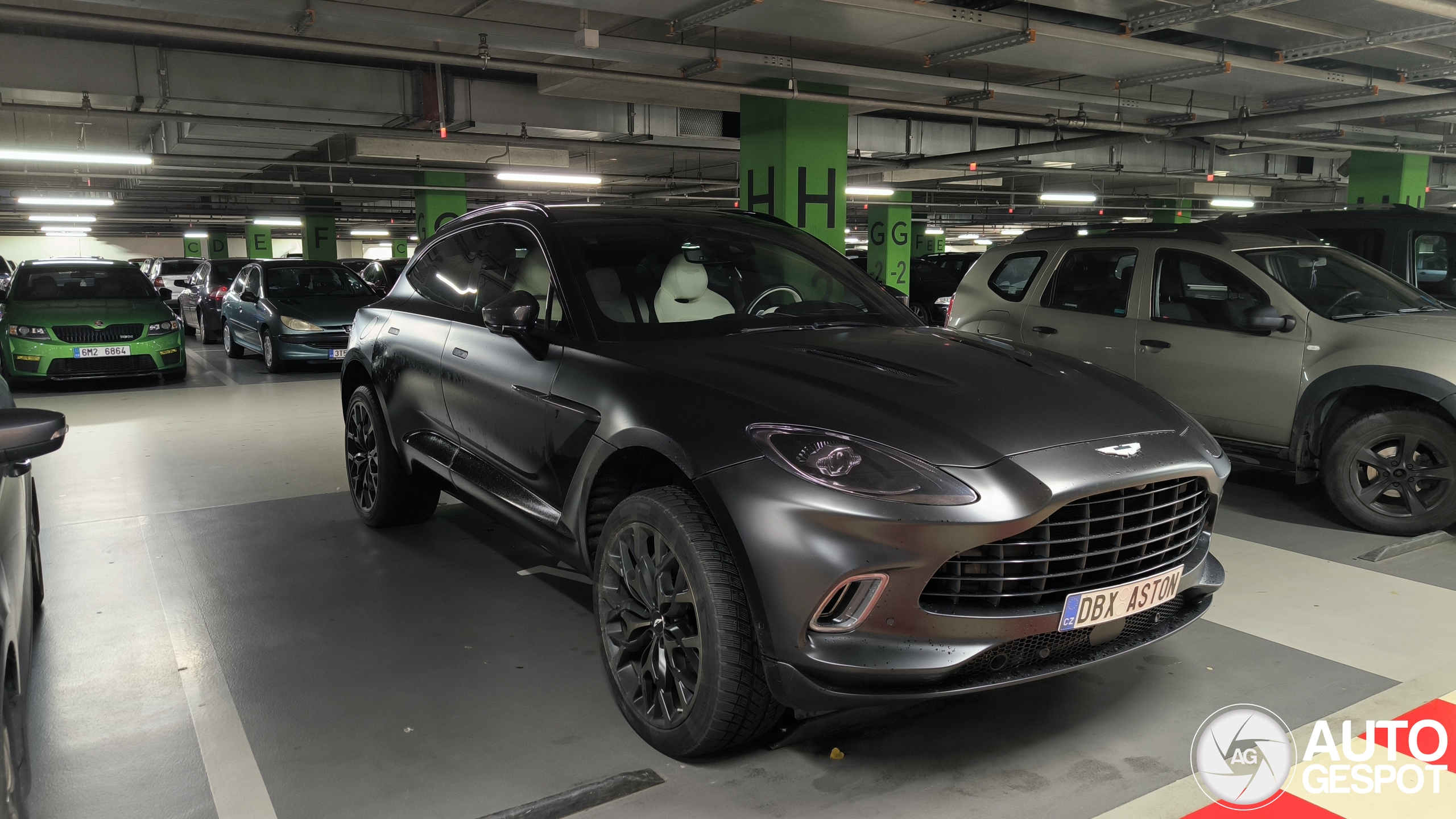 Aston Martin DBX - 11 October 2025 - Autogespot