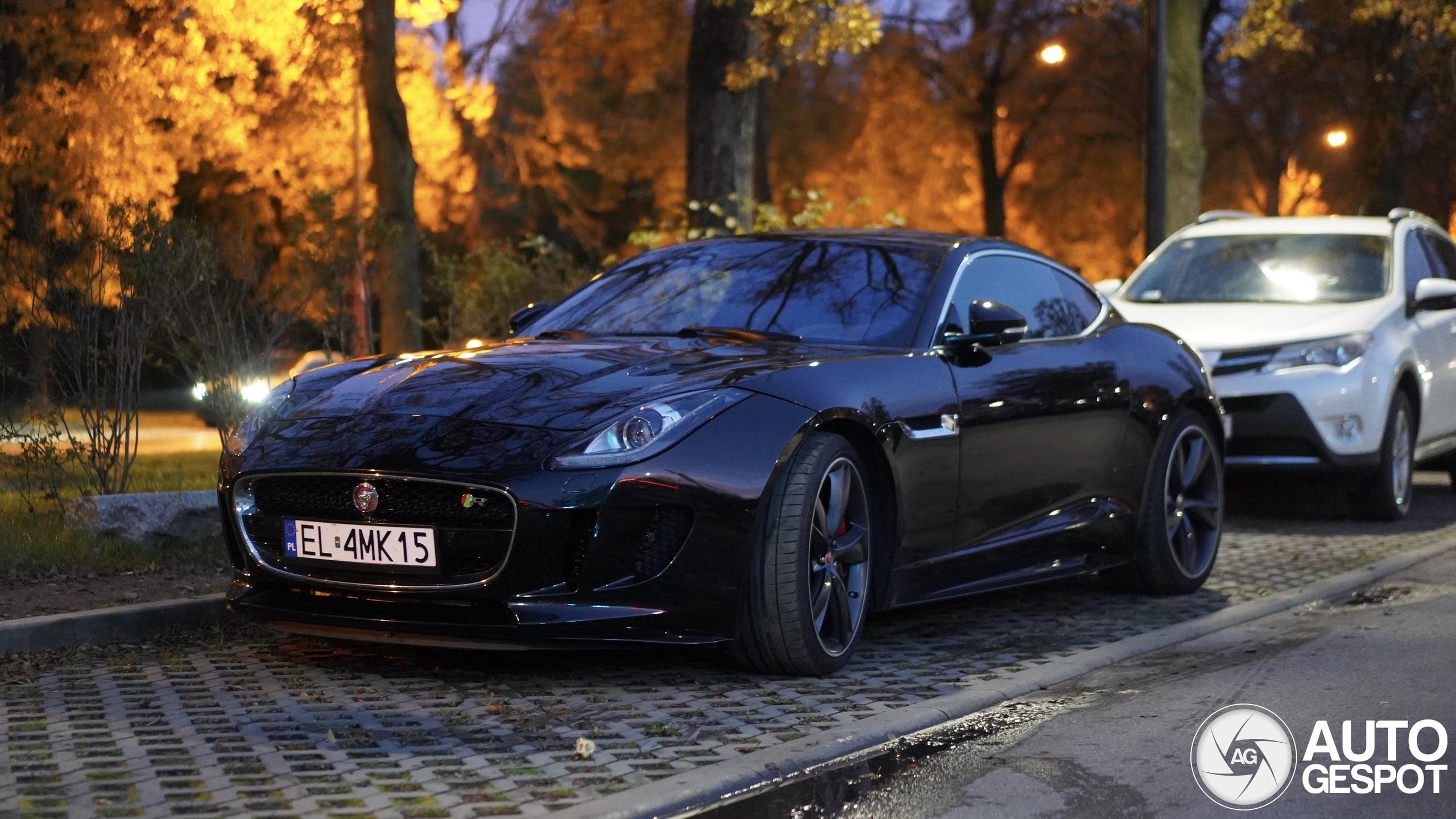 Jaguar F-TYPE R AWD Coupé - 13 October 2025 - Autogespot