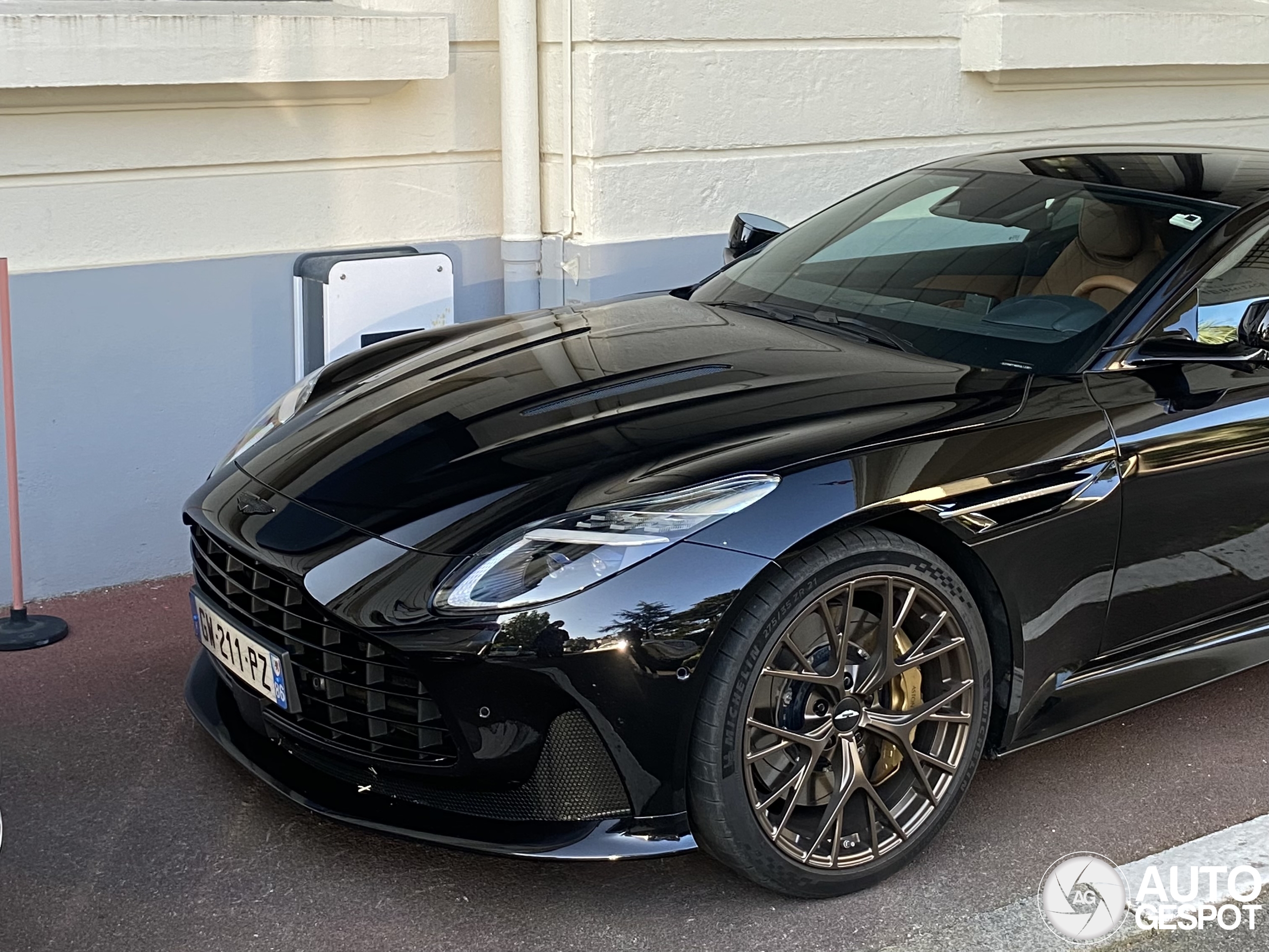 Aston Martin DB12 - 14 October 2025 - Autogespot