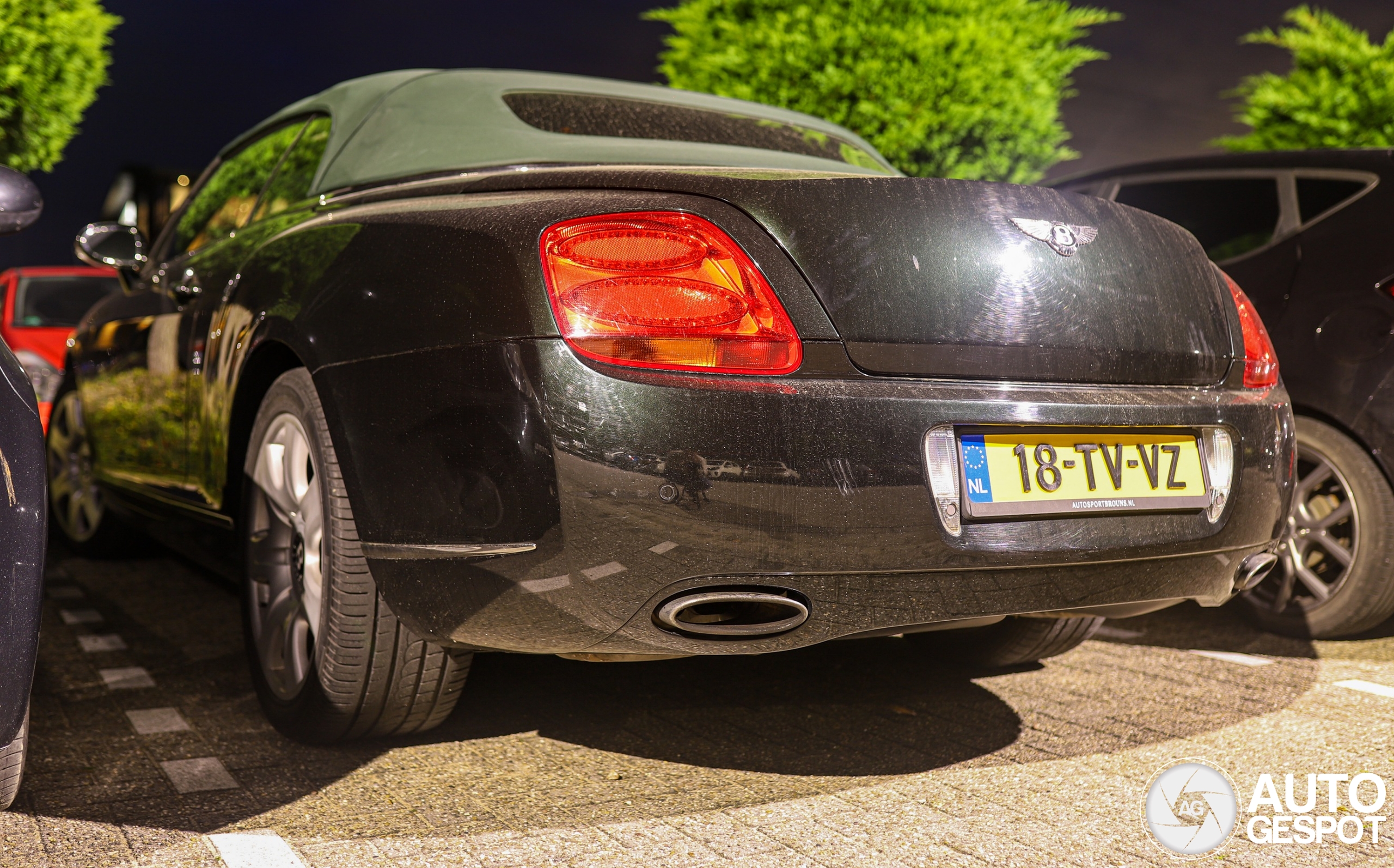 Bentley Continental GTC - 14 October 2025 - Autogespot