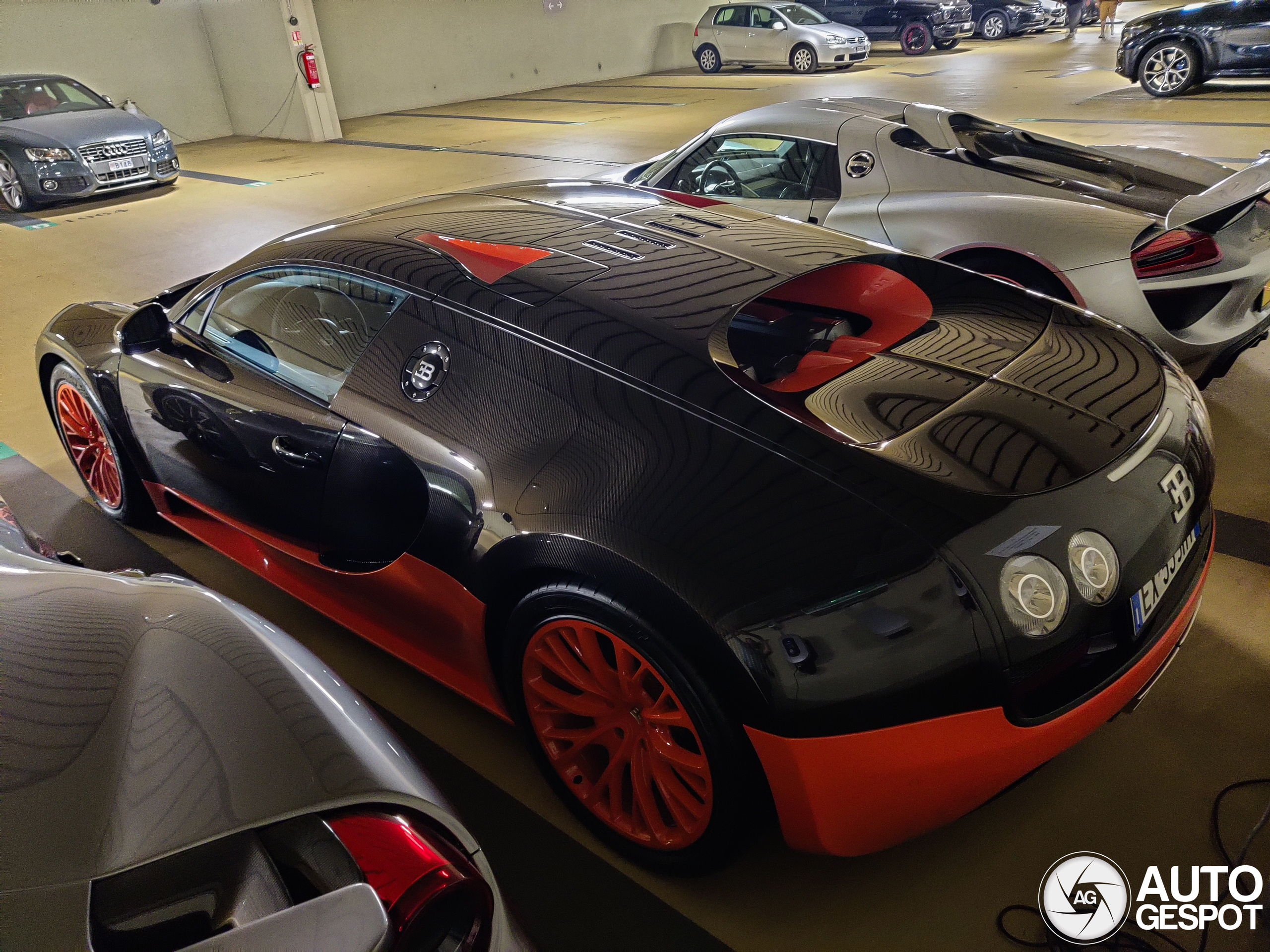 Bugatti Veyron 16.4 Super Sport World Record Edition - 14 October 2025 ...