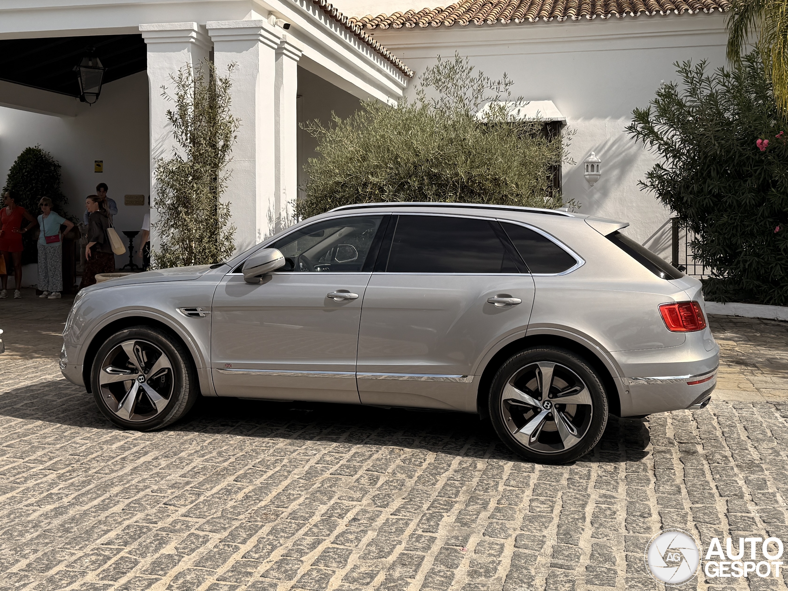 Bentley Bentayga First Edition - 15 October 2025 - Autogespot
