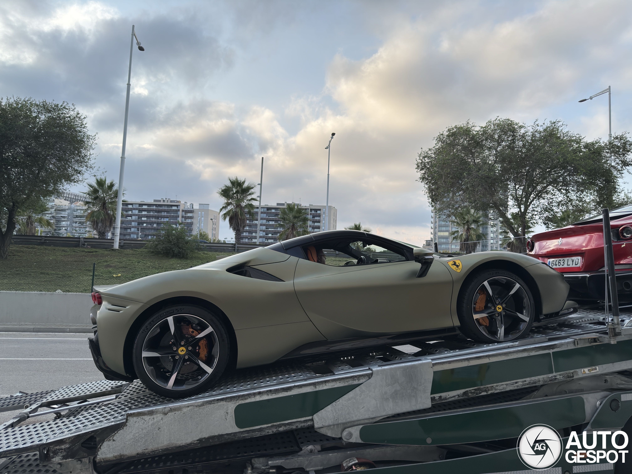Ferrari SF90 Spider - 15 October 2025 - Autogespot
