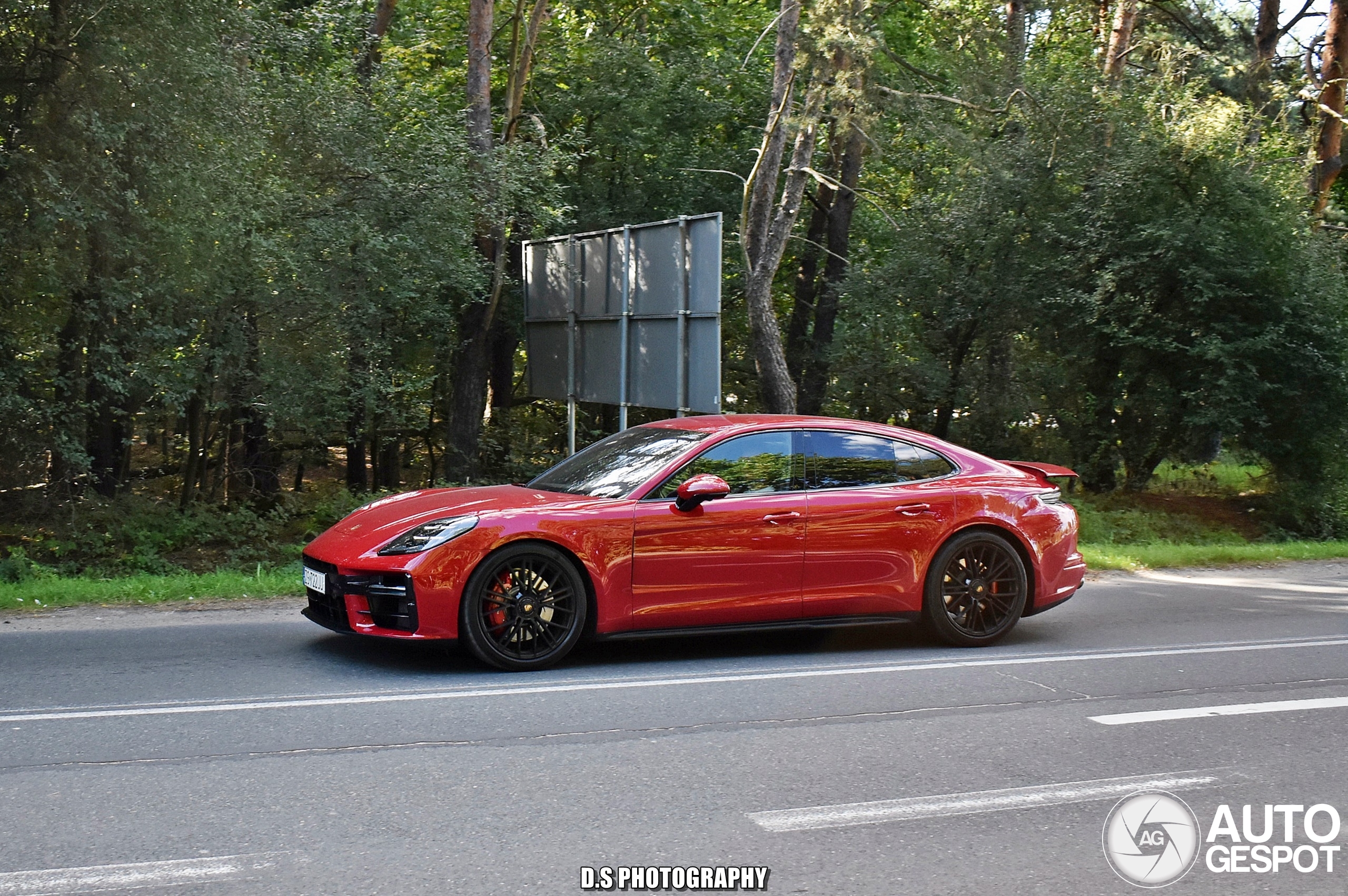 Porsche 972 Panamera GTS MkI - 15 October 2025 - Autogespot