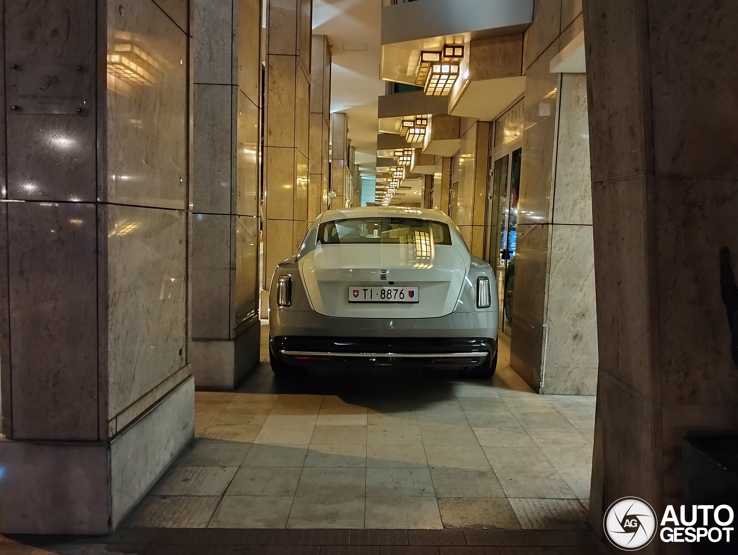 Rolls-Royce Spectre - 18 October 2025 - Autogespot