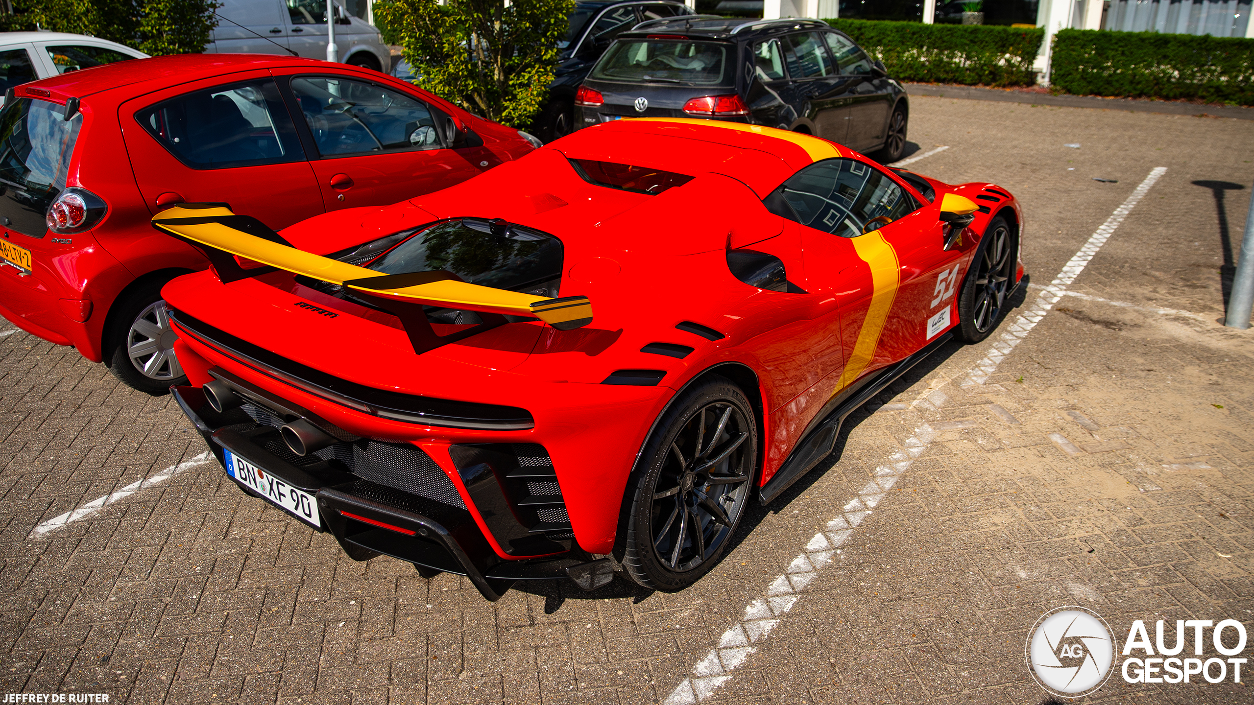 Ferrari SF90 XX Spider Le Mans Edition - 22 October 2025 - Autogespot