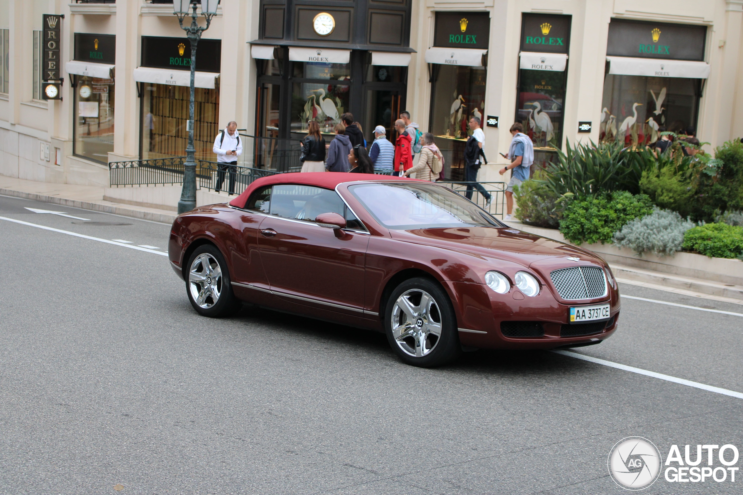 Bentley Continental GTC - 24 October 2025 - Autogespot
