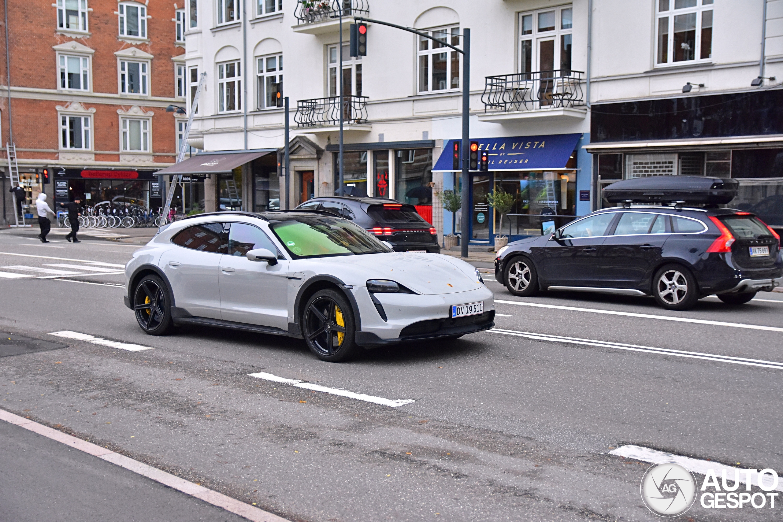 Porsche Taycan Turbo S Cross Turismo - 24 October 2025 - Autogespot