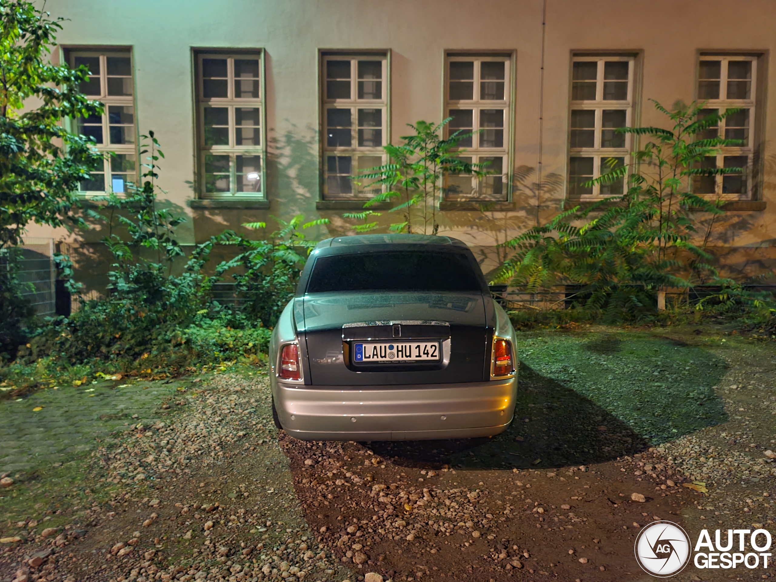 Rolls-Royce Phantom - 25 October 2025 - Autogespot