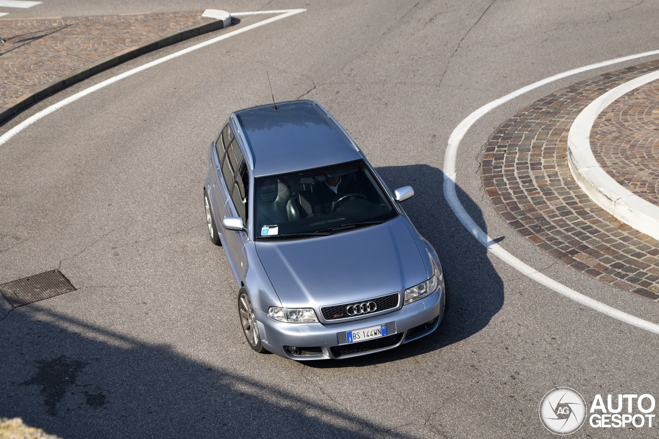 Audi RS4 Avant B5 - 26 October 2025 - Autogespot