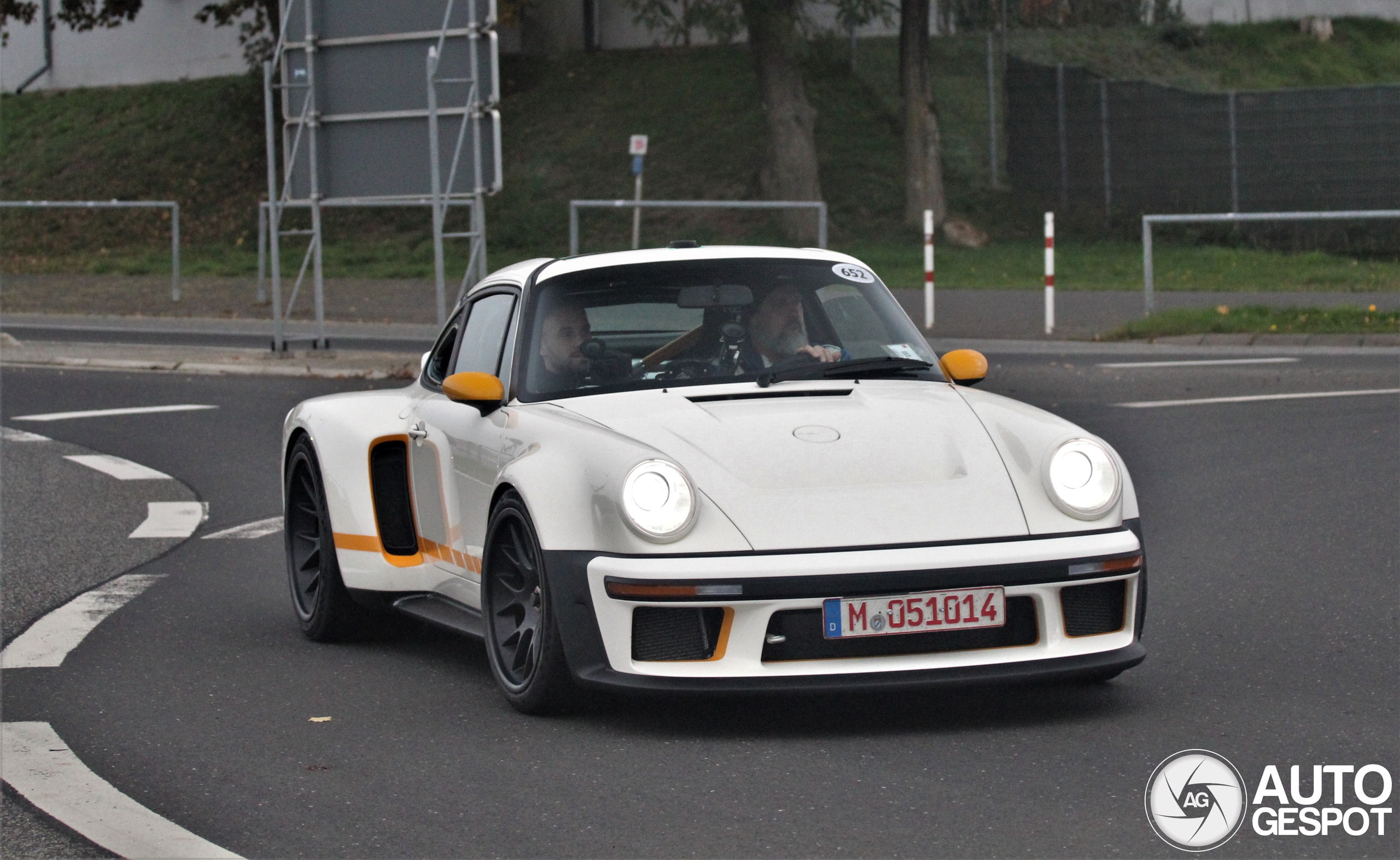 Porsche 911 Singer DLS Turbo - 27 October 2025 - Autogespot