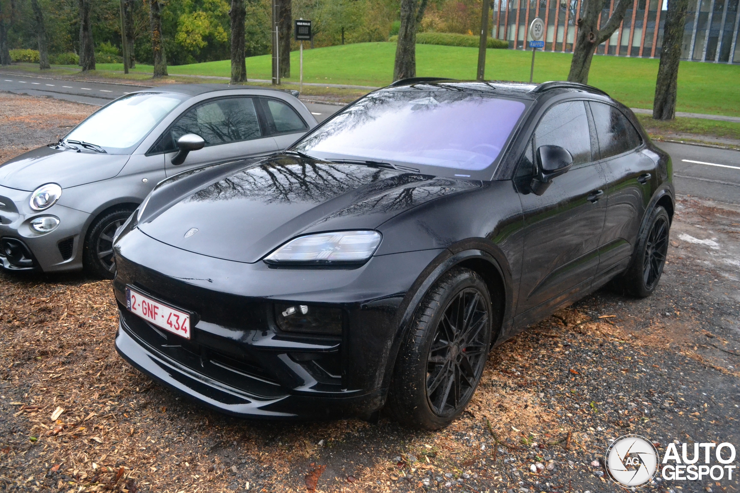 Porsche Macan EV Turbo - 27 October 2025 - Autogespot