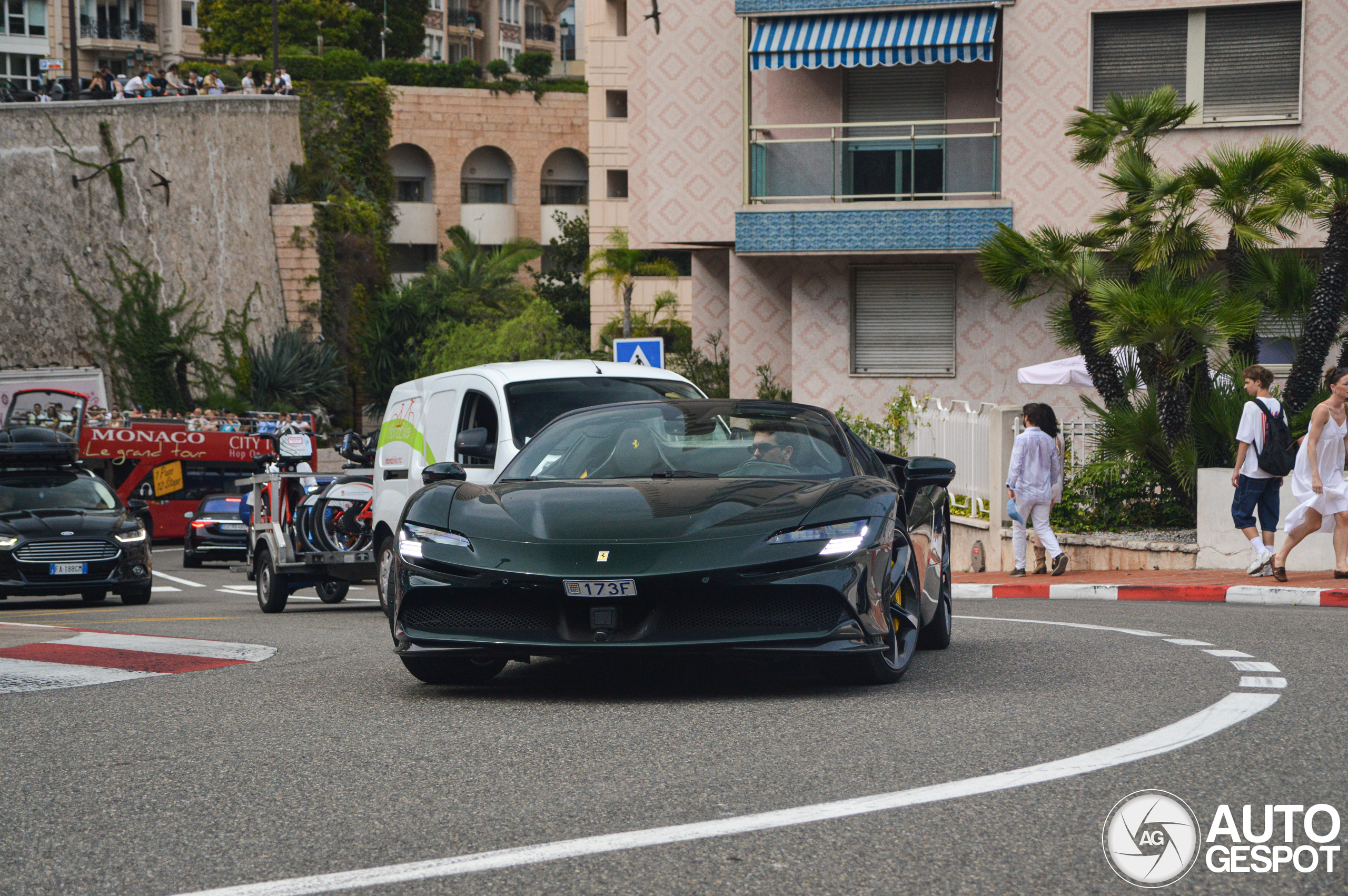 Ferrari SF90 Spider - 28 October 2025 - Autogespot