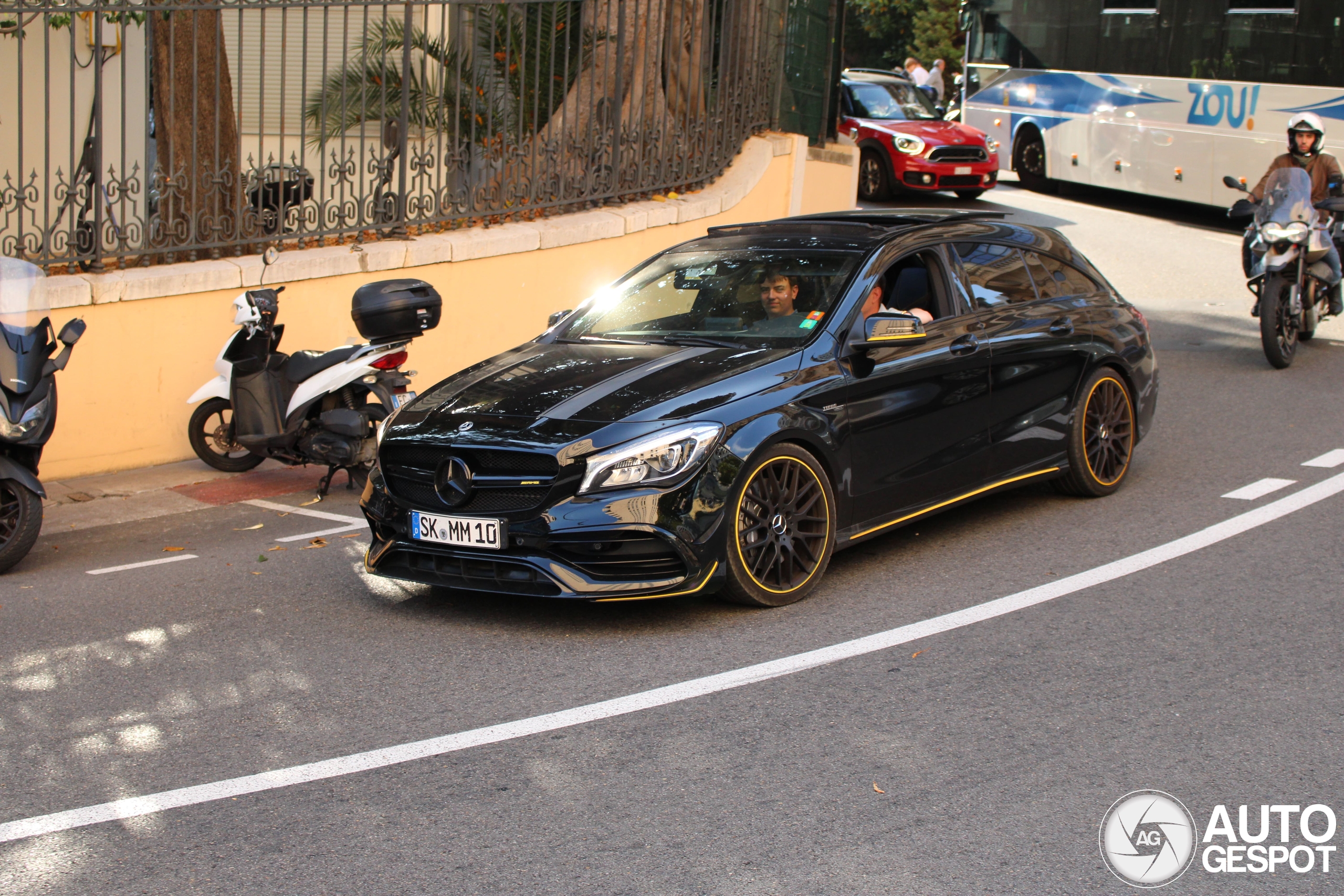 Mercedes-AMG CLA 45 Shooting Brake X117 Yellow Night Edition - 28 ...