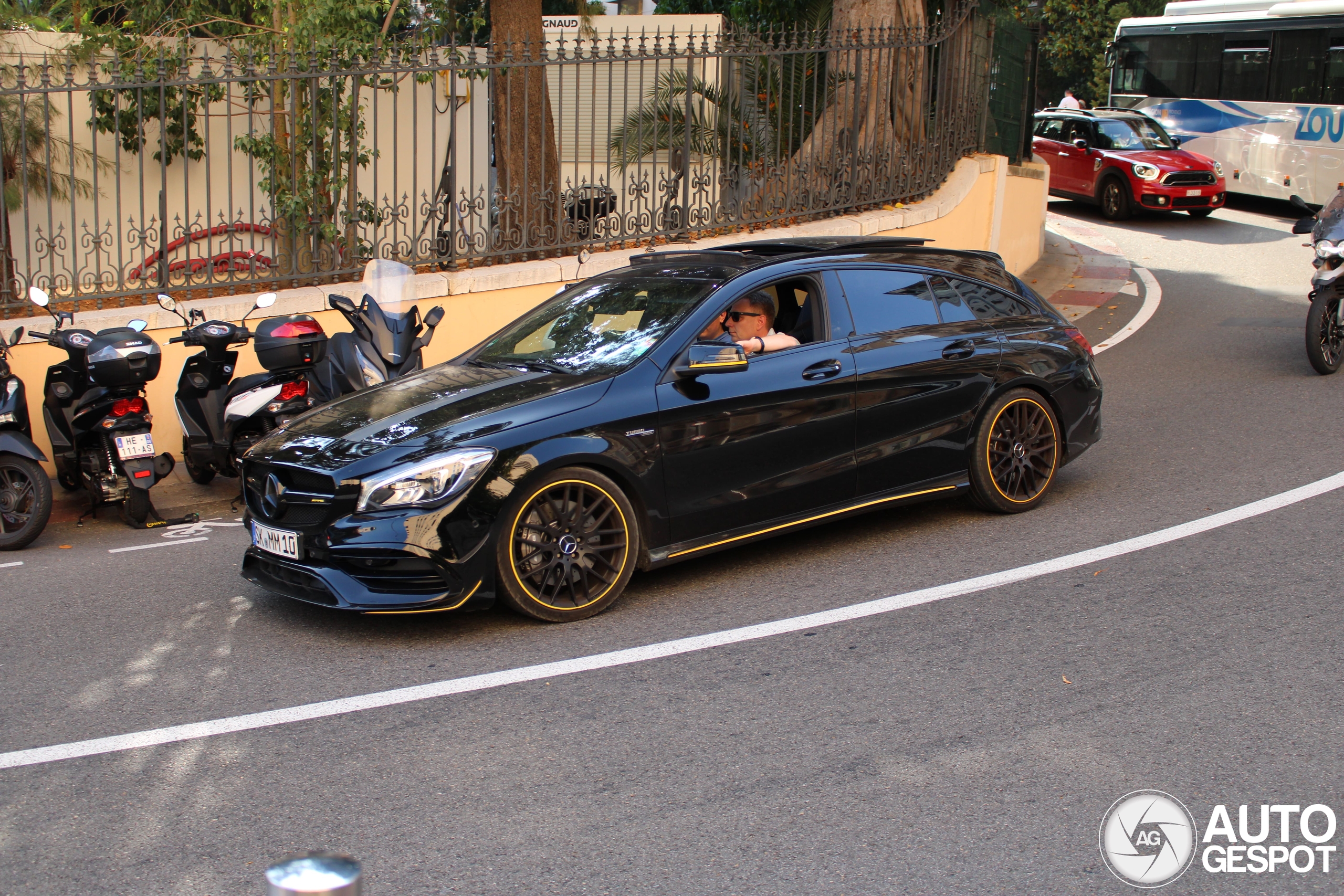 Mercedes-AMG CLA 45 Shooting Brake X117 Yellow Night Edition - 28 ...