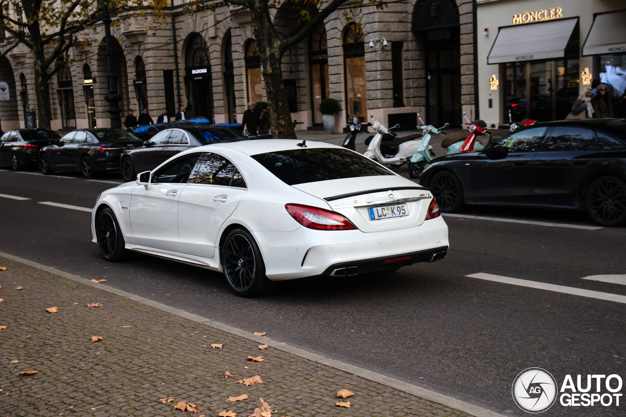 Mercedes-Benz CLS 63 AMG S C218 2015 - 31 October 2025 - Autogespot