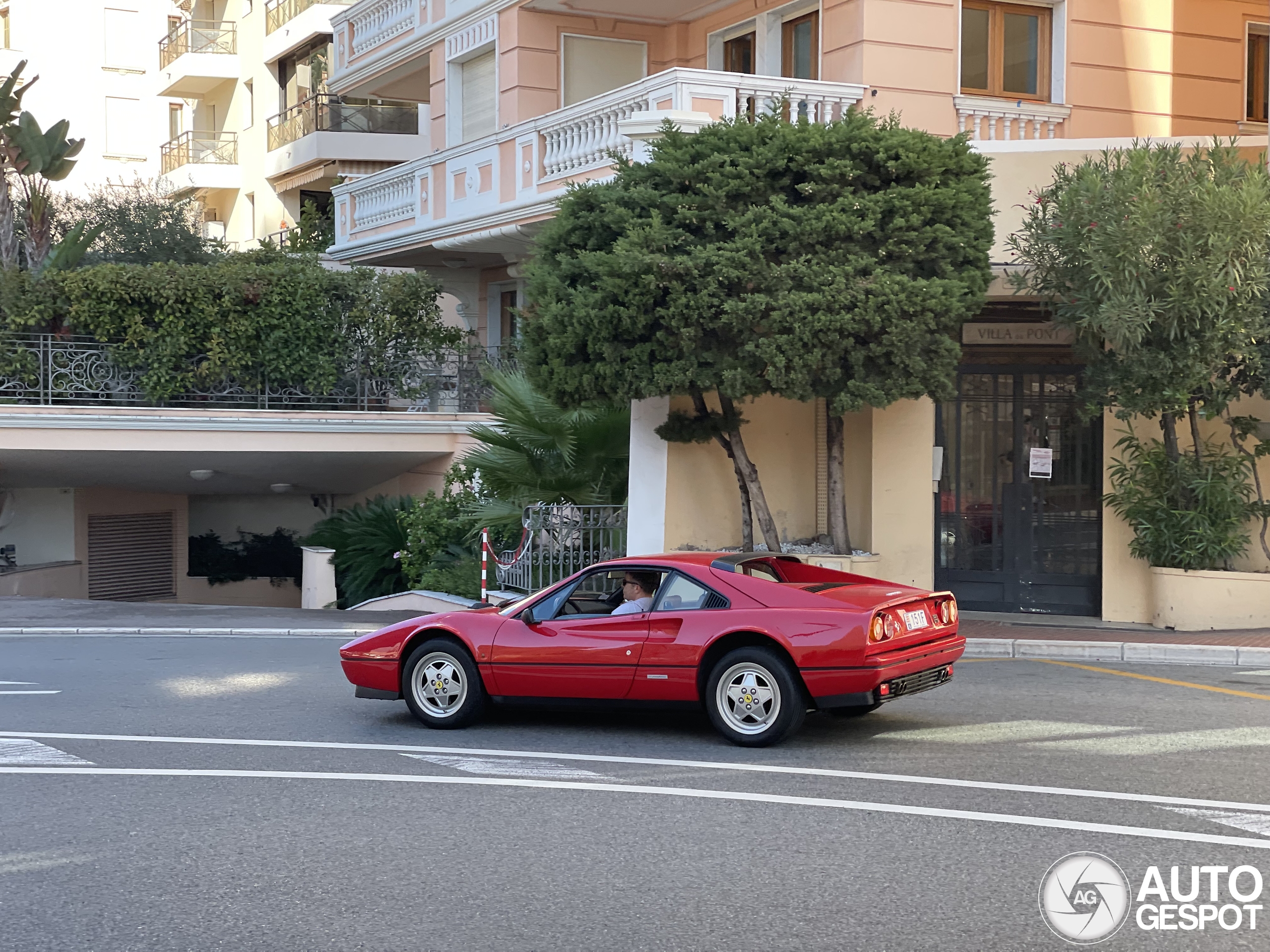 Ferrari 328 GTB - 04 November 2025 - Autogespot