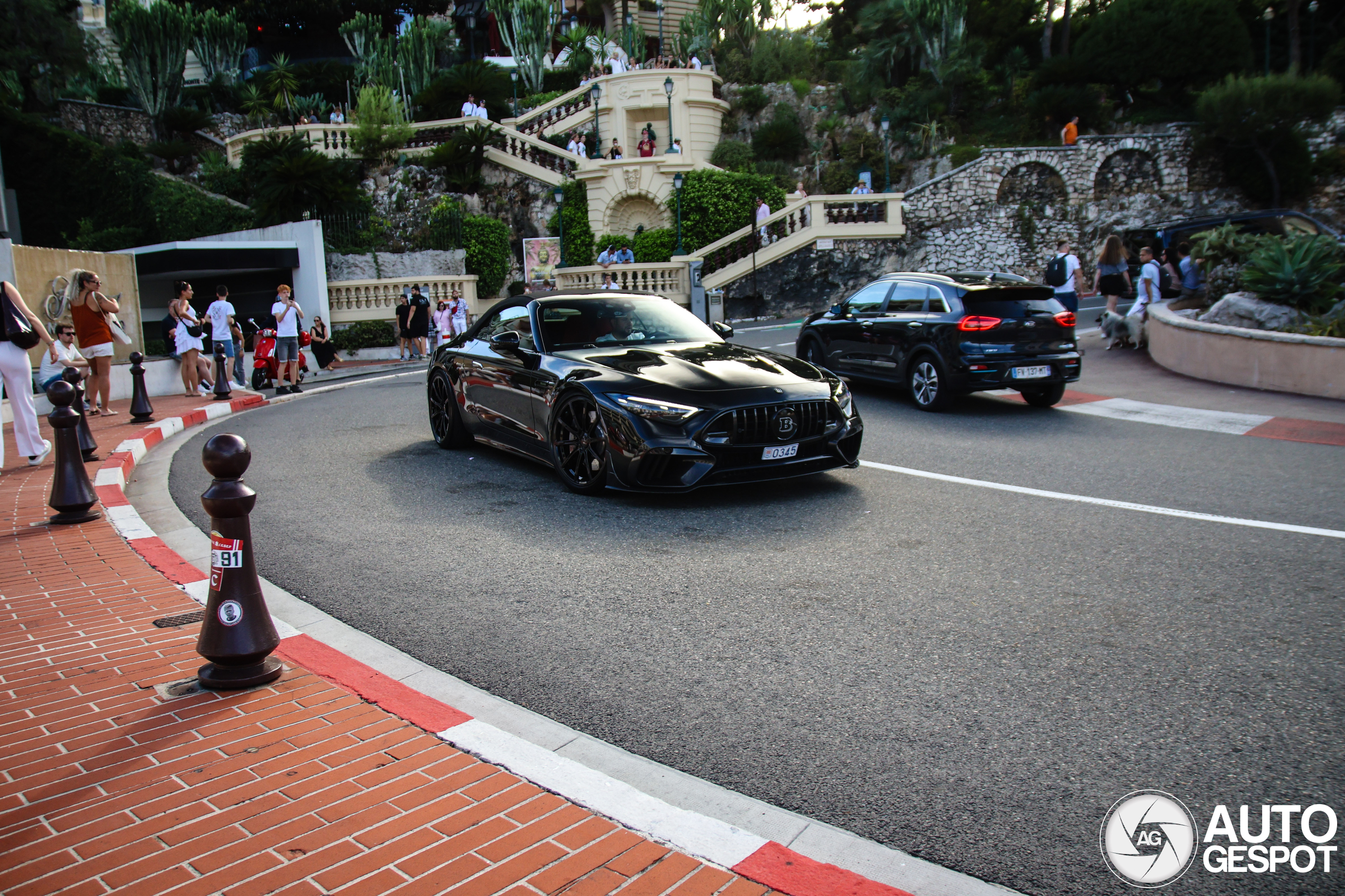 Mercedes-AMG Brabus SL B40-650 R232 - 06 November 2025 - Autogespot
