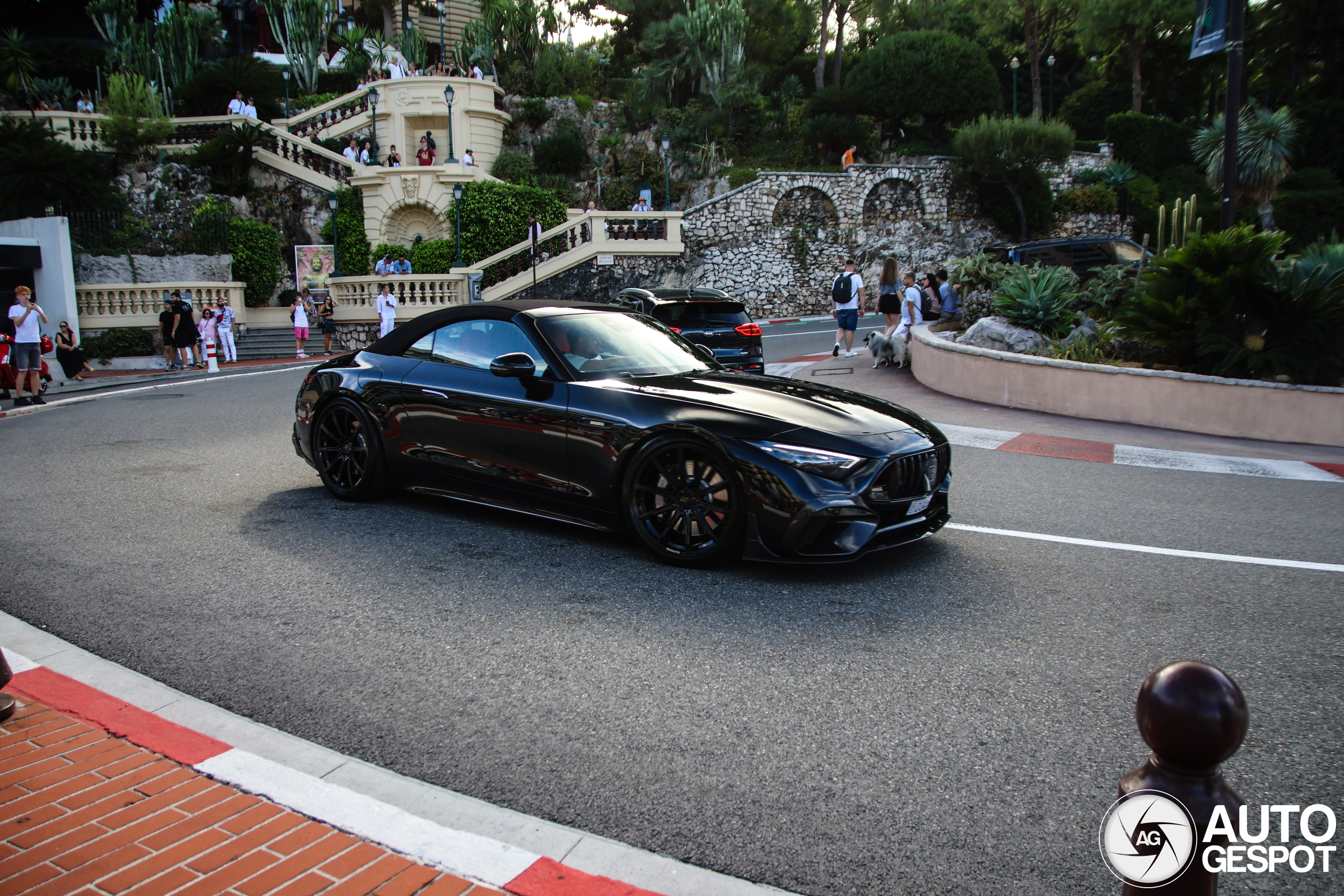 Mercedes-AMG Brabus SL B40-650 R232 - 06 November 2025 - Autogespot