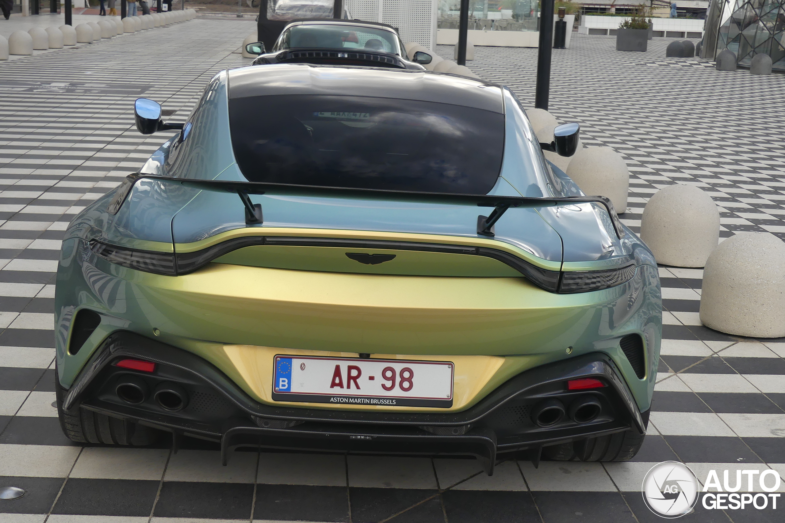 Aston Martin V12 Vantage - 07 November 2025 - Autogespot