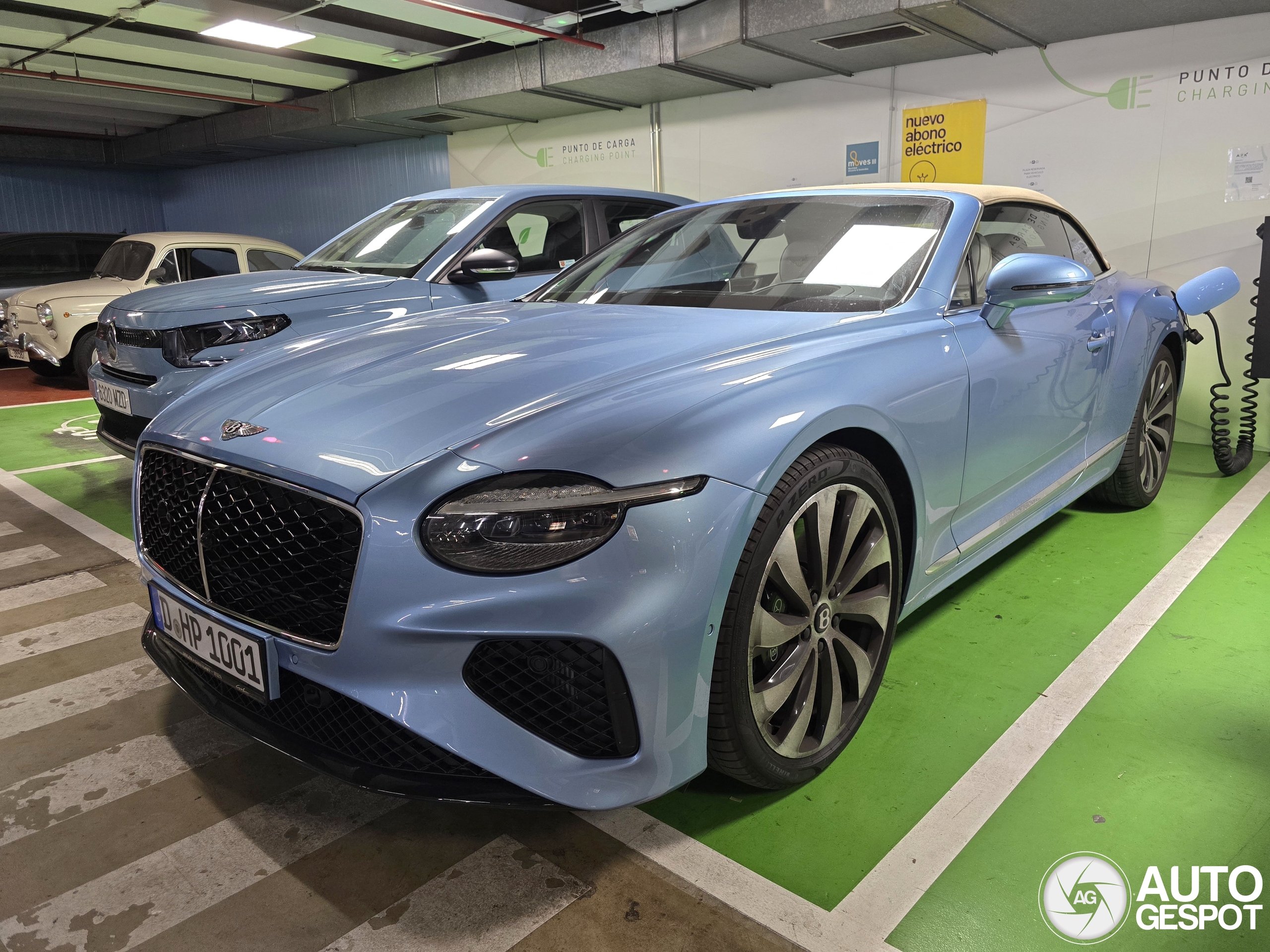 Bentley Continental GTC 2025 - 07 November 2025 - Autogespot