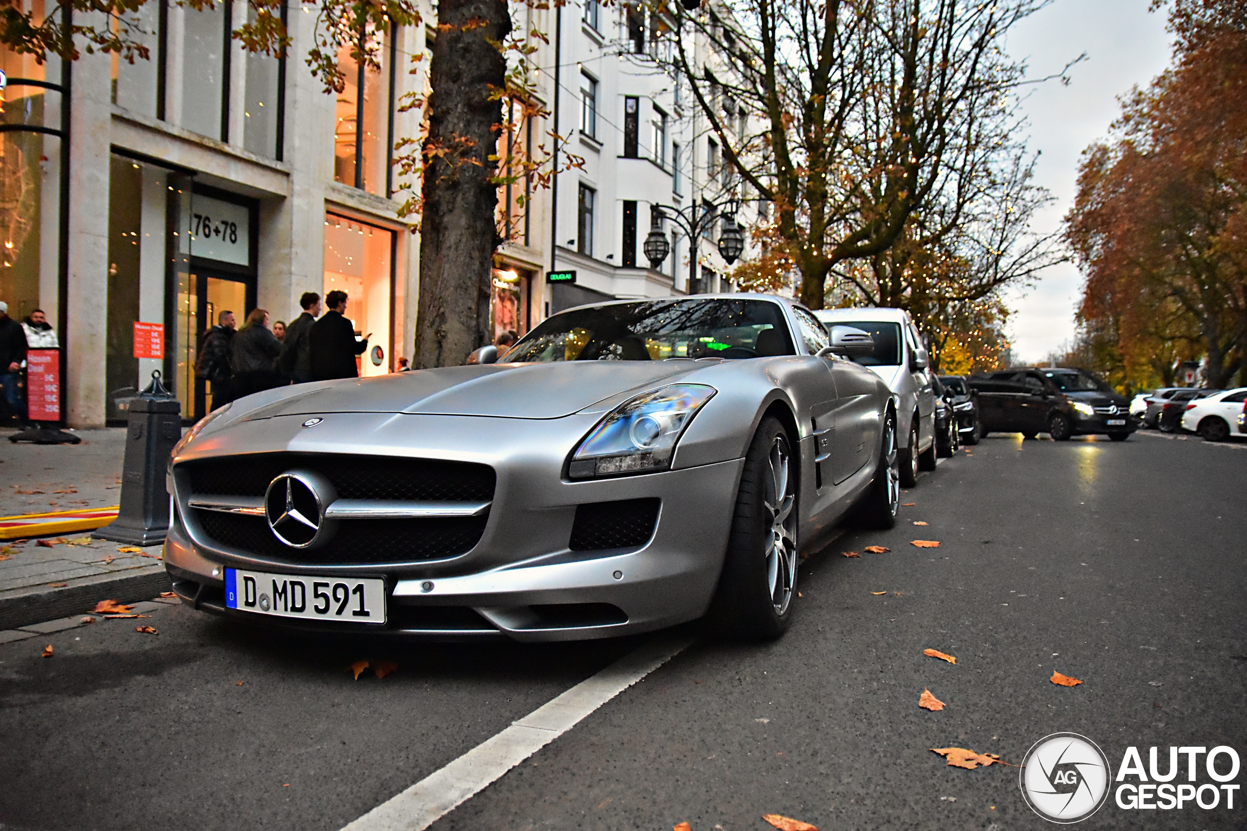 Mercedes-Benz SLS AMG - 09 November 2025 - Autogespot