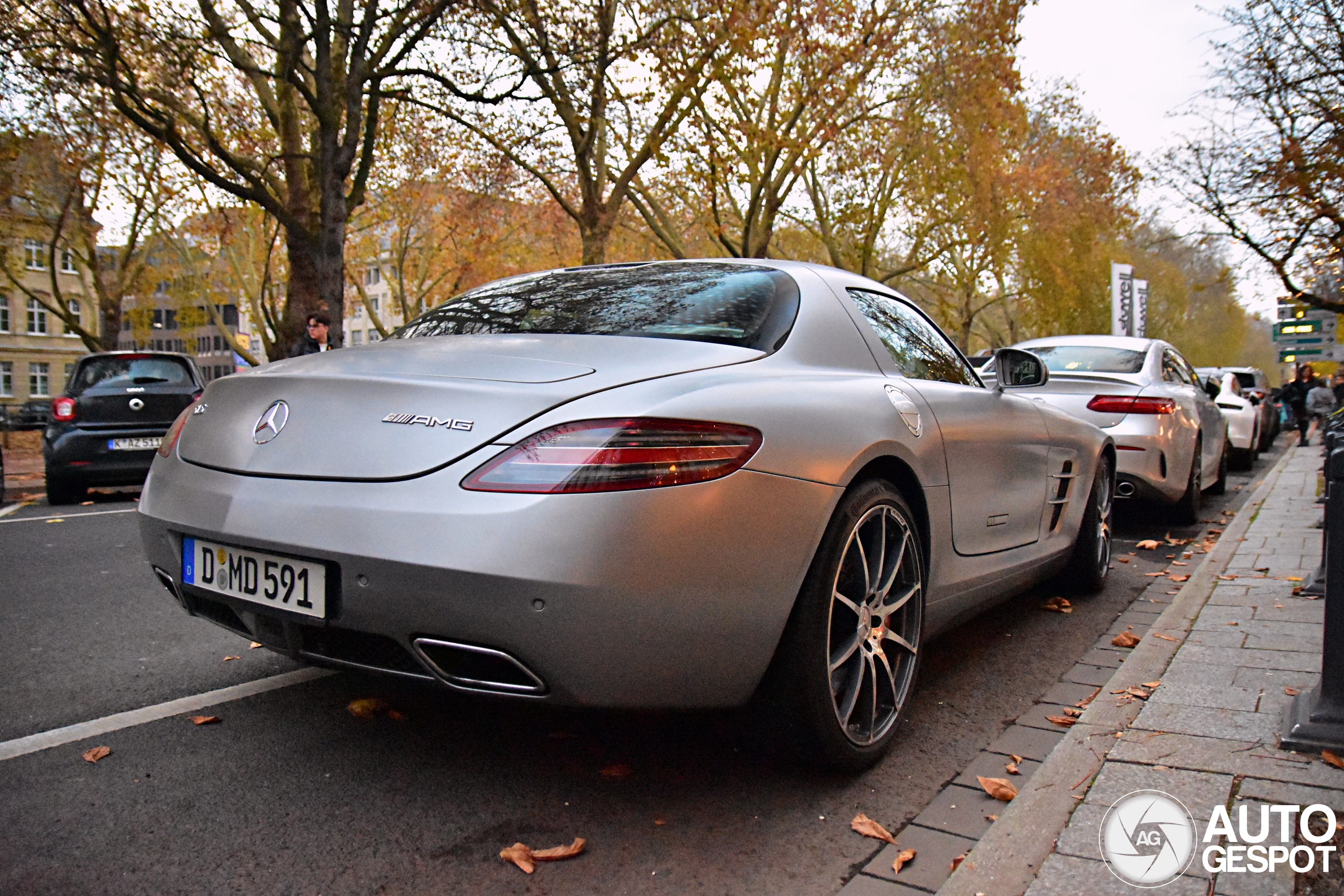 Mercedes-Benz SLS AMG - 09 November 2025 - Autogespot