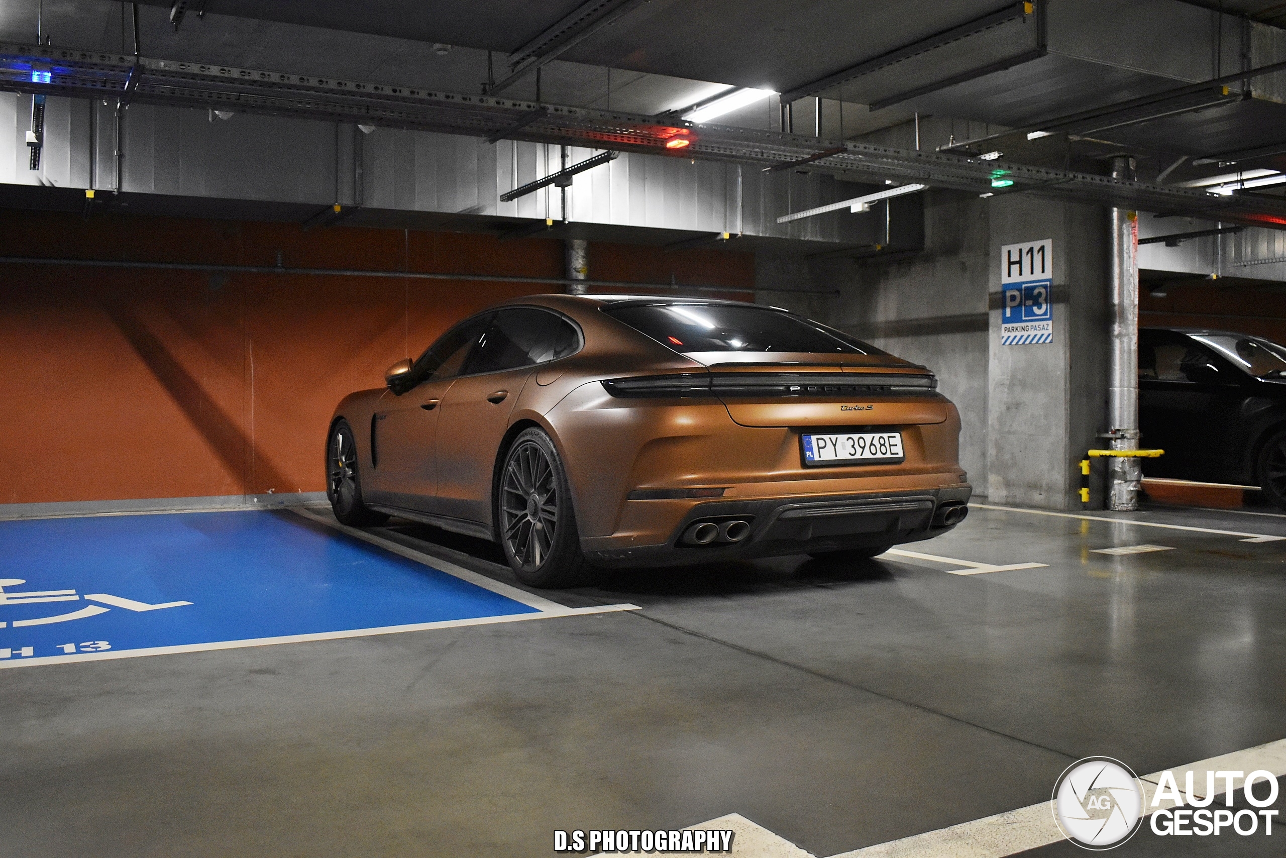 Porsche 972 Panamera Turbo S E-Hybrid - 12 November 2025 - Autogespot
