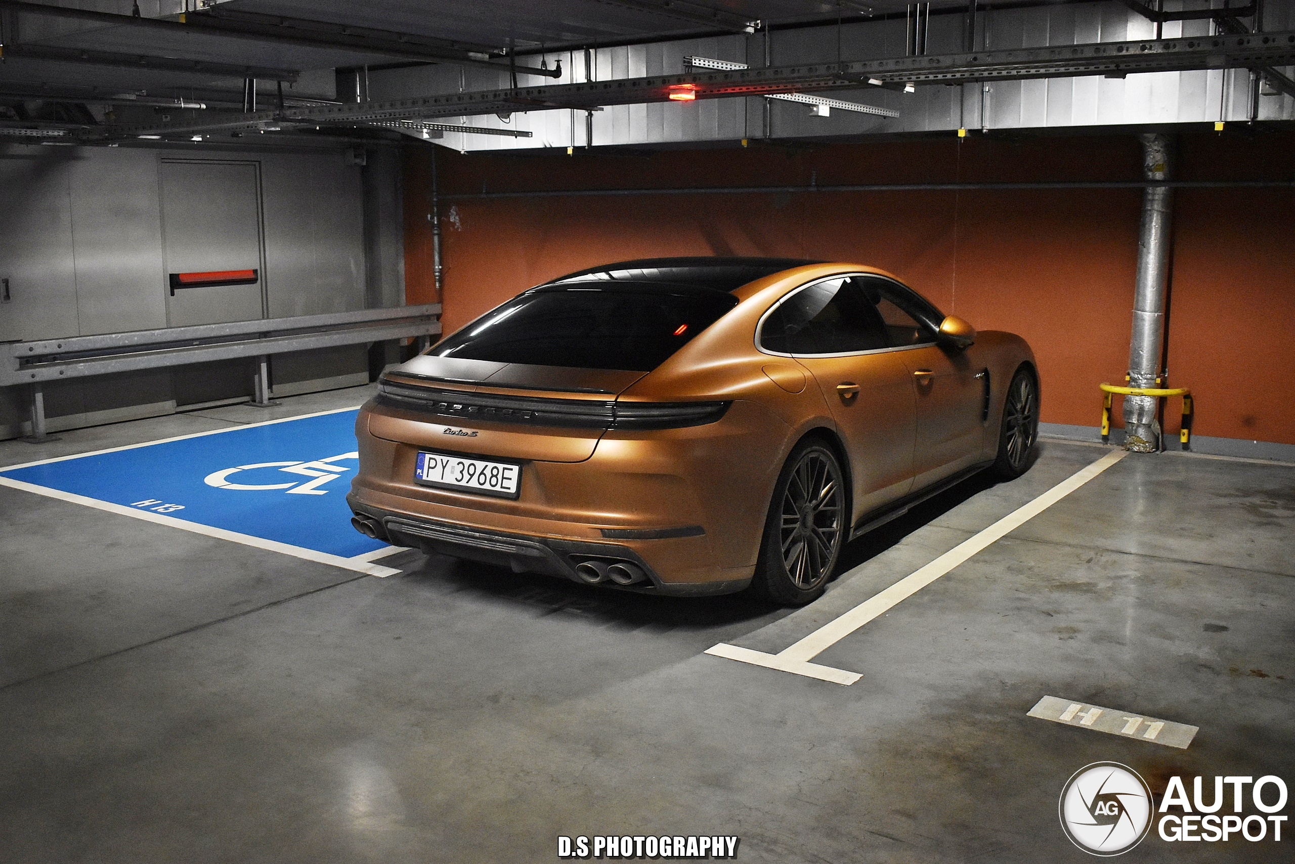 Porsche 972 Panamera Turbo S E-Hybrid - 12 November 2025 - Autogespot