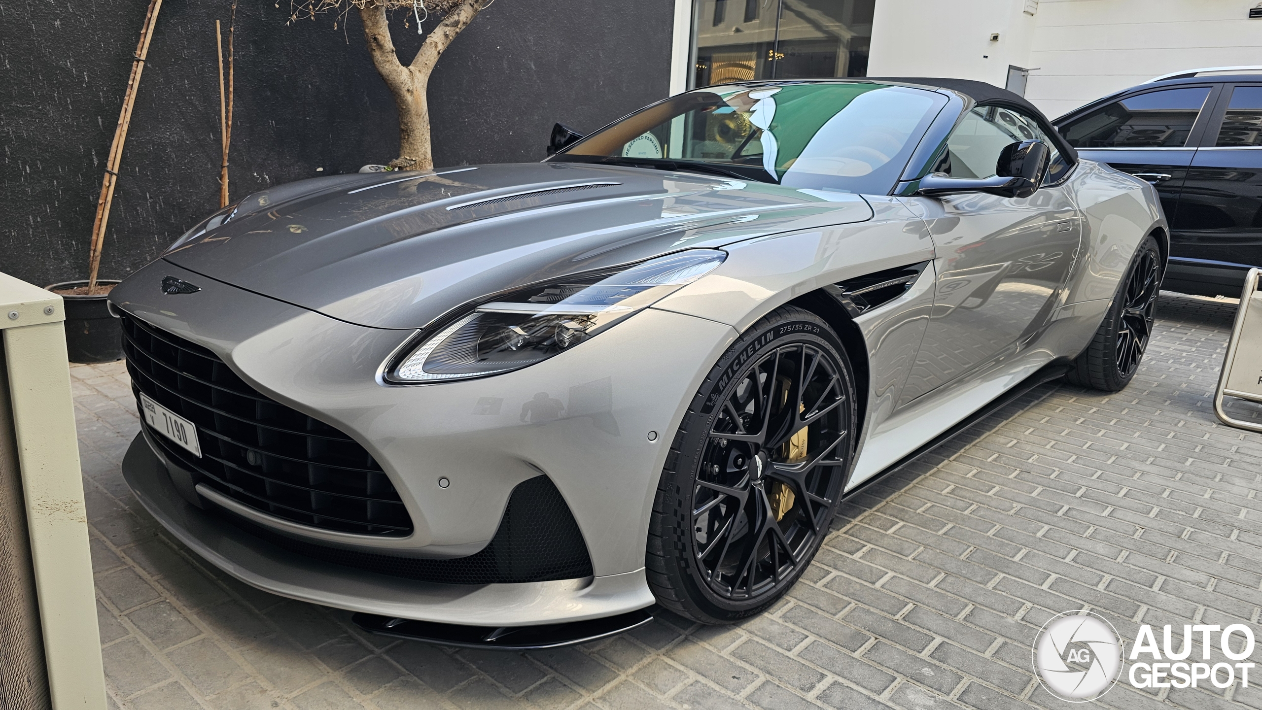 Aston Martin DB12 Volante - 14 November 2025 - Autogespot