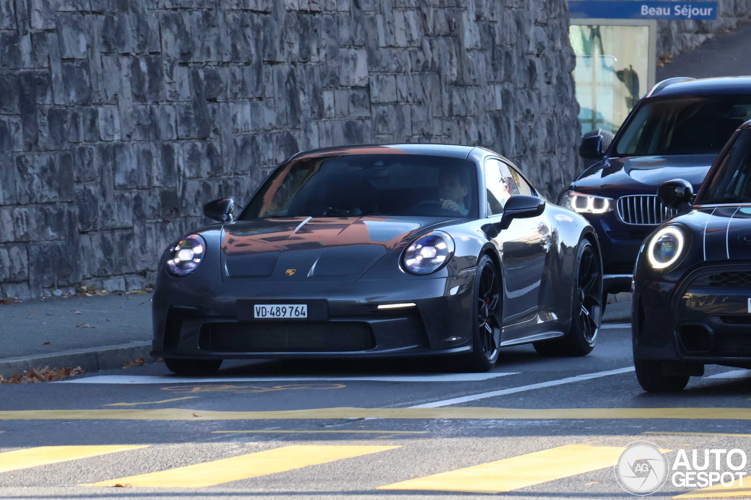 Porsche 992 GT3 Touring MkI - 15 November 2025 - Autogespot