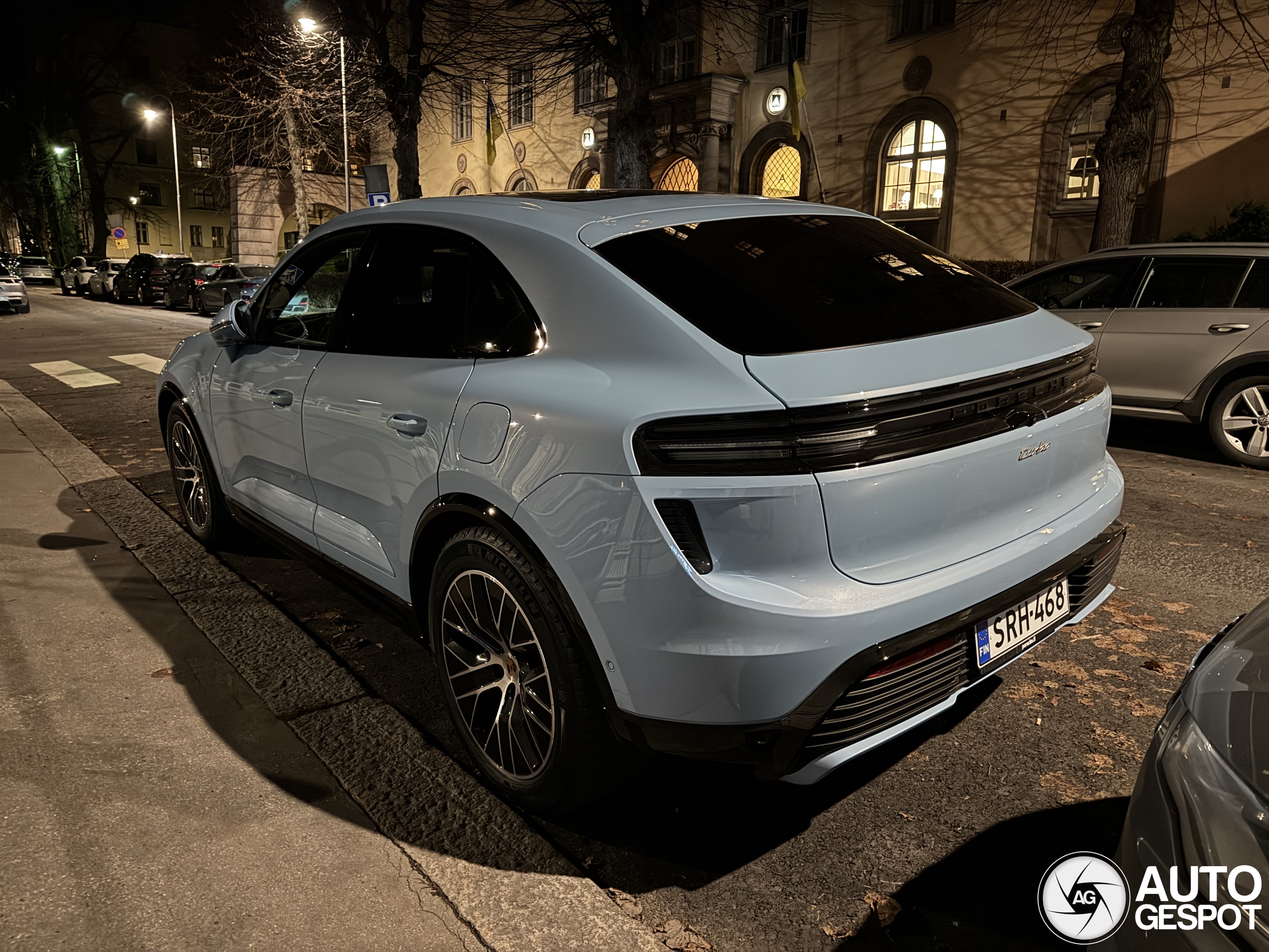 Porsche Macan EV Turbo - 15 November 2025 - Autogespot