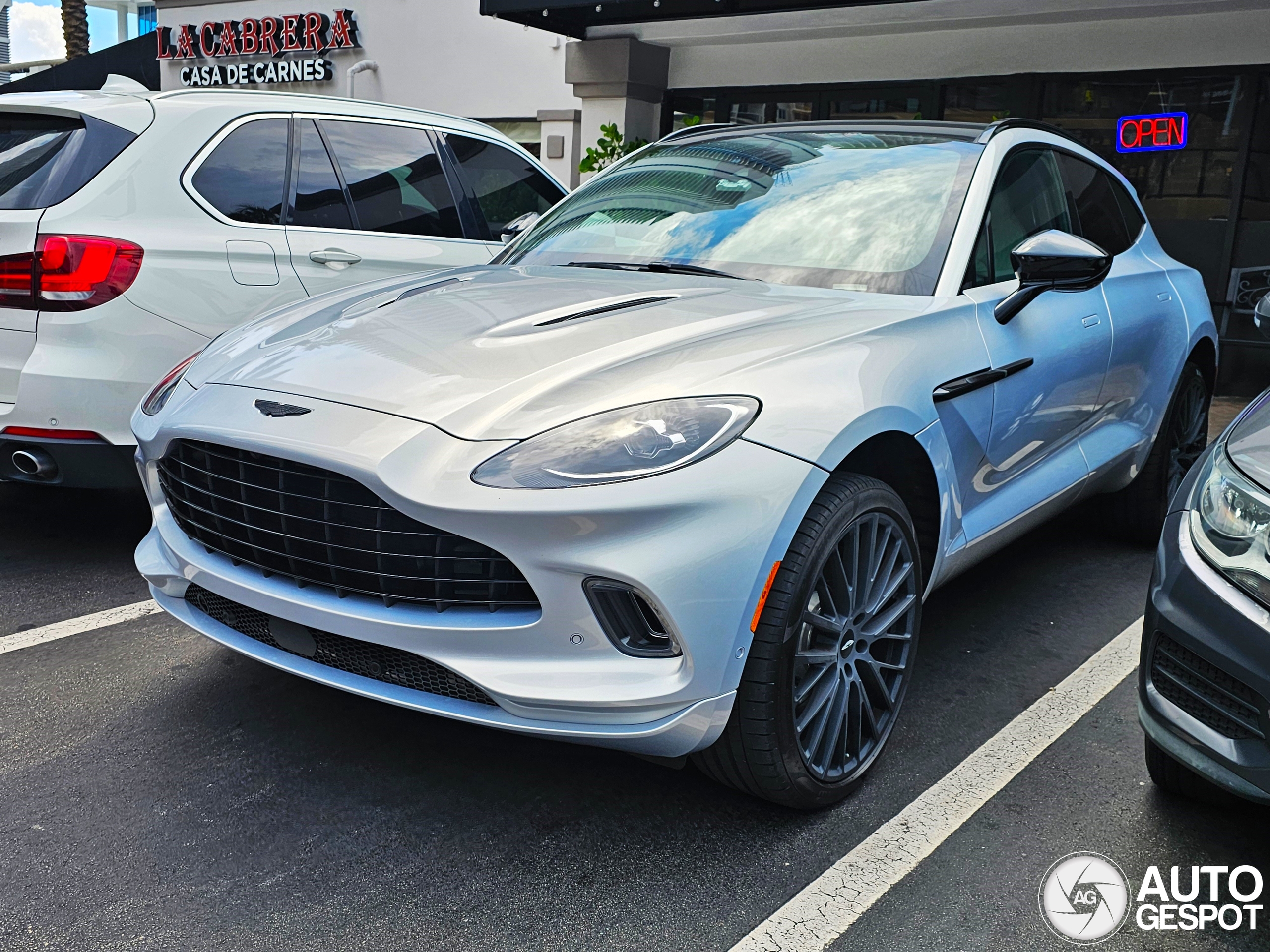 Aston Martin DBX - 16 November 2025 - Autogespot