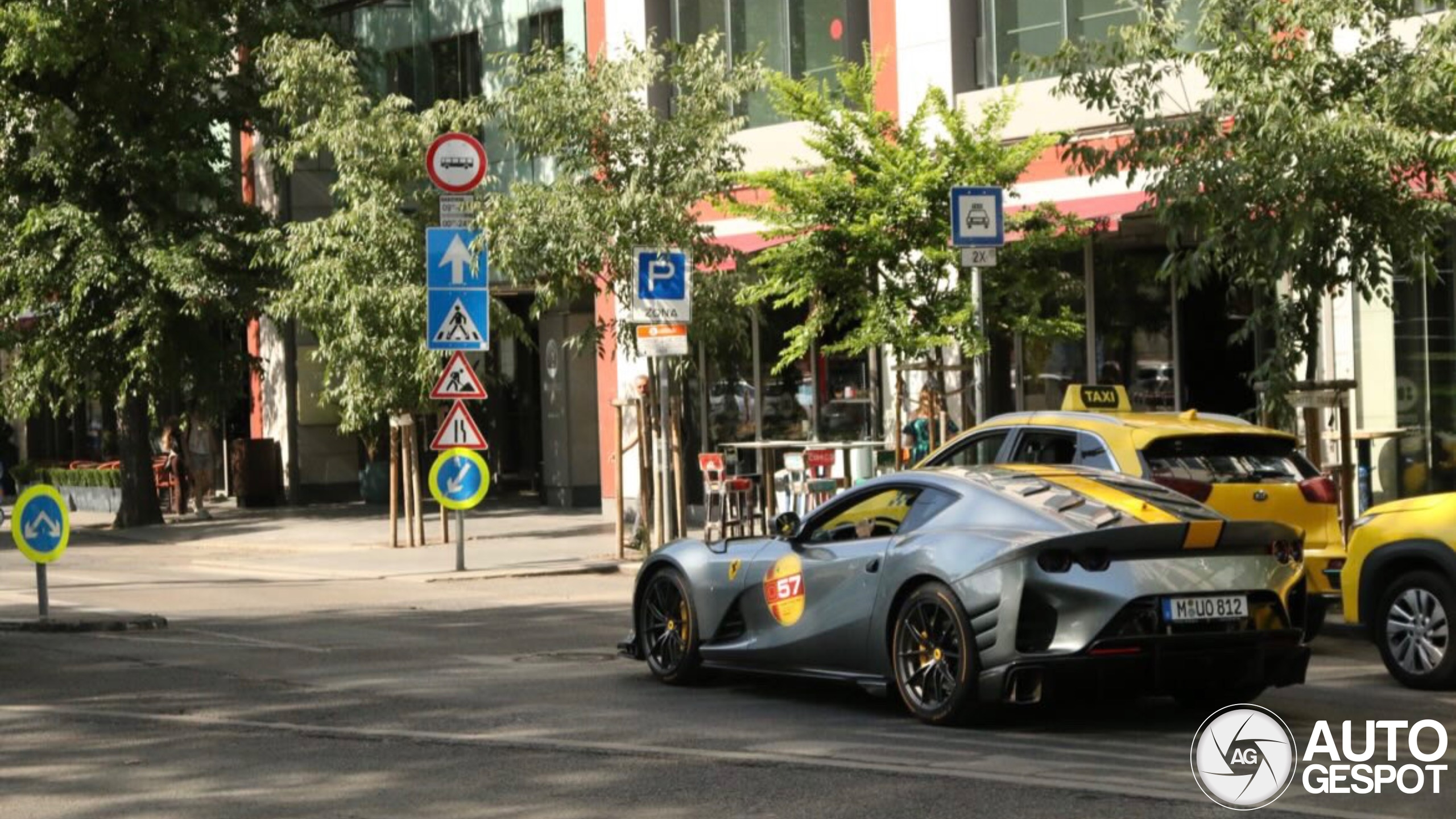 Ferrari 812 Competizione - 16 November 2025 - Autogespot
