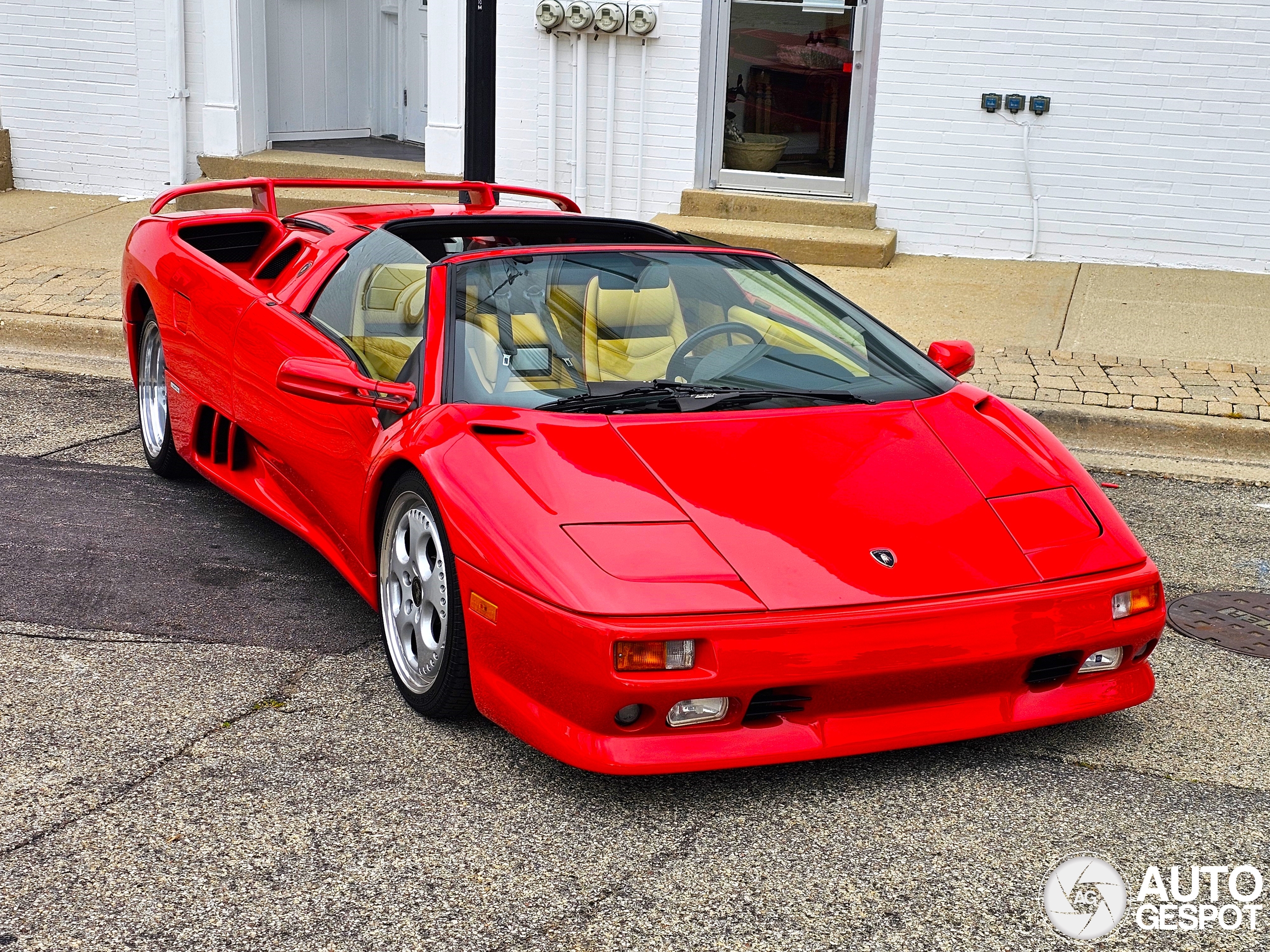 Lamborghini Diablo VT Roadster - 17 November 2025 - Autogespot